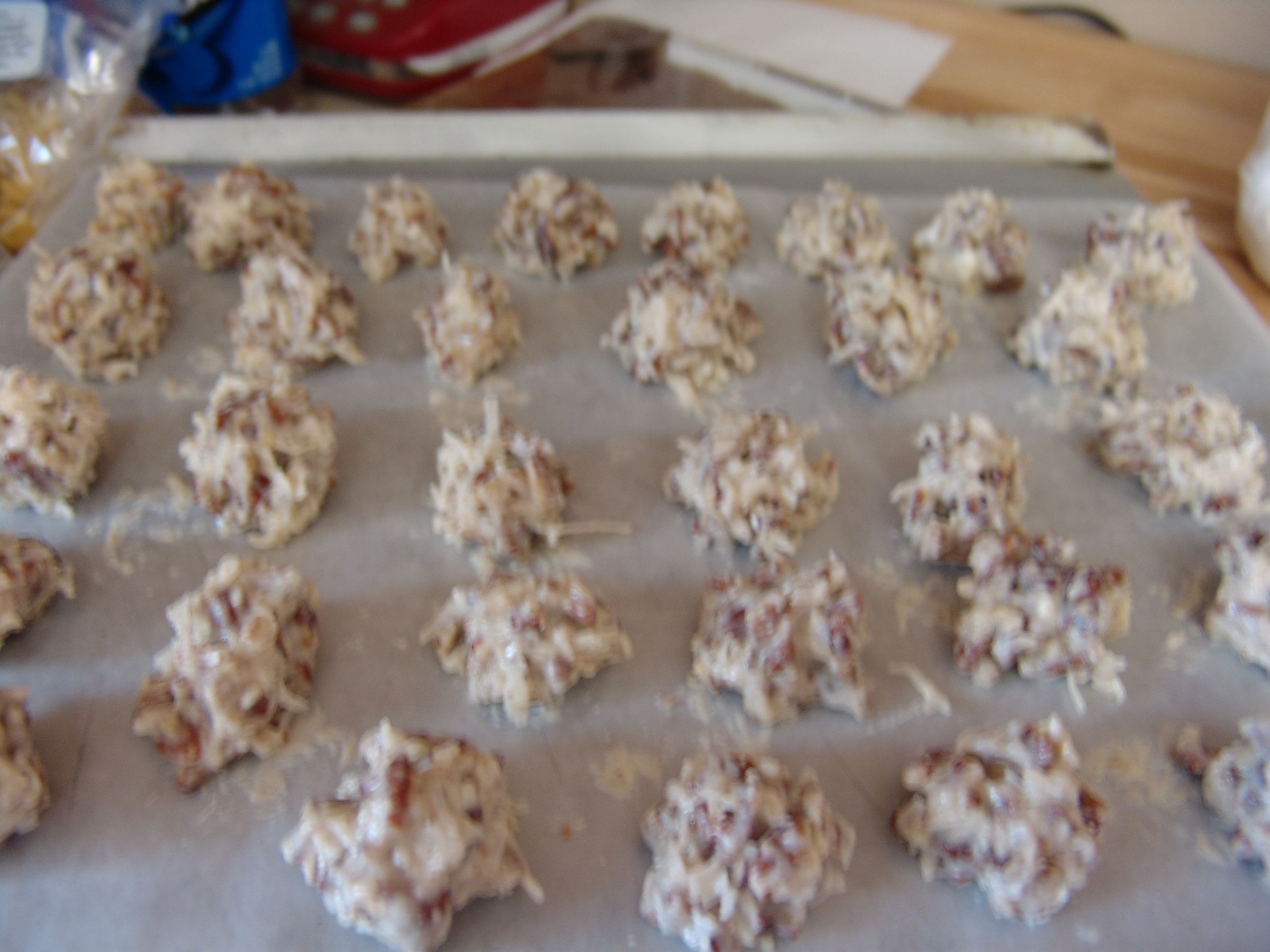 Chocolate Covered Bon-Bons : 4 Steps - Instructables