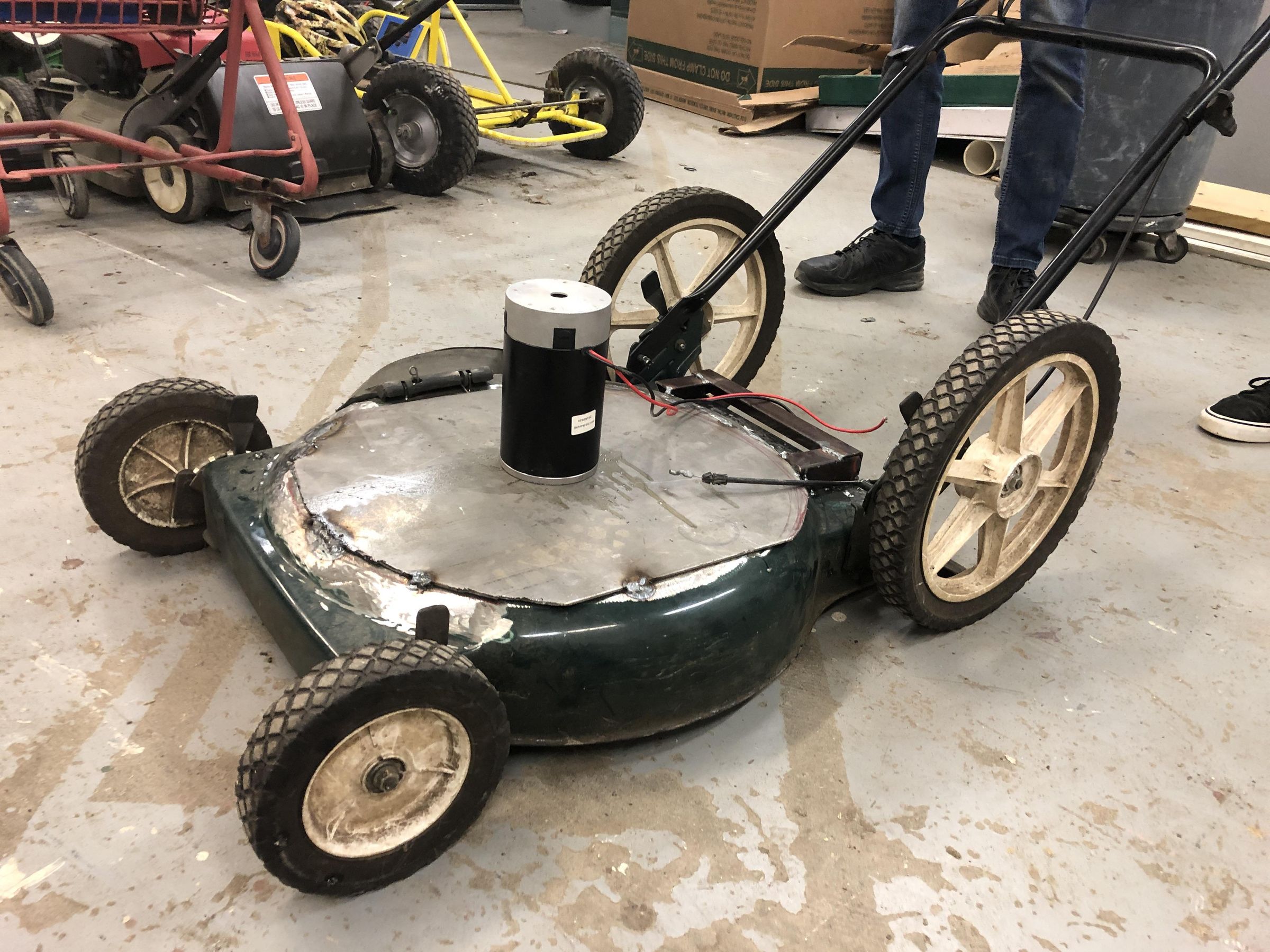 The Revolve Electric Lawn Mower - Made From Recycled Components! : 12 ...