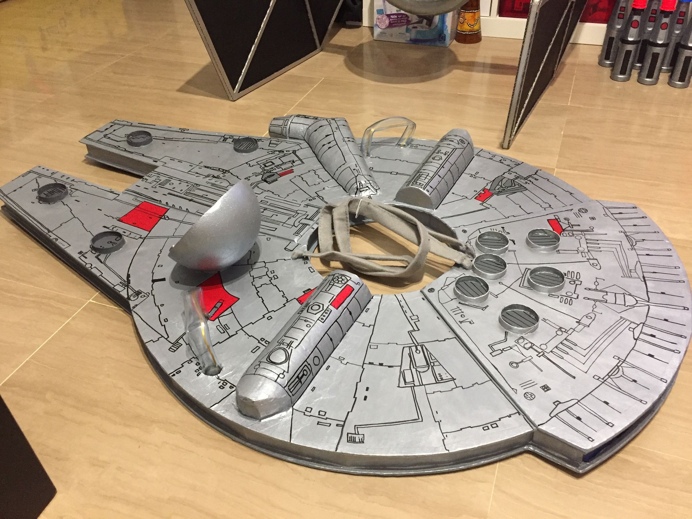 Make Your Own Millennium Falcon for Your Child : 7 Steps (with Pictures ...