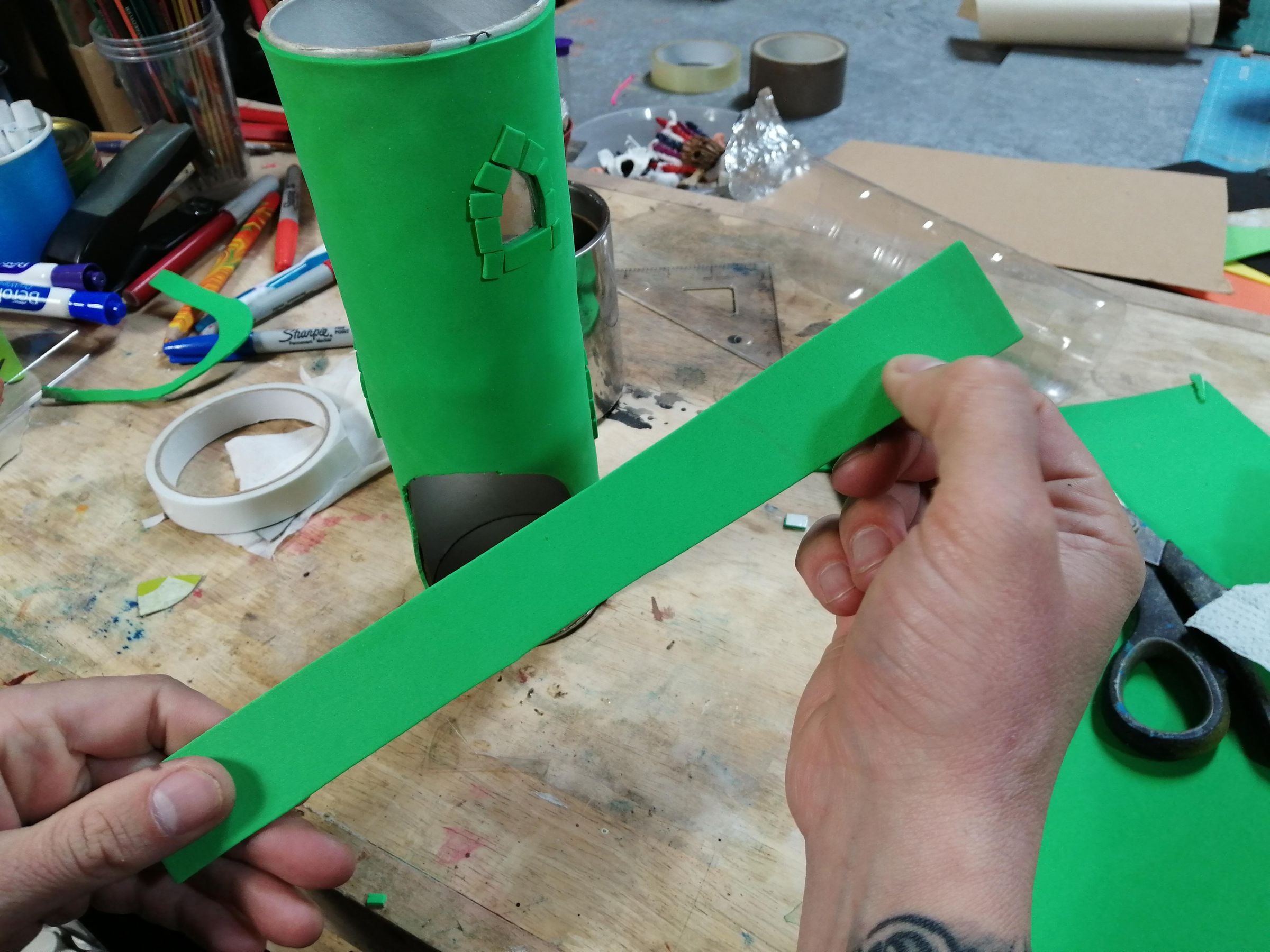 Pringles Tube Dice Tower : 9 Steps (with Pictures) - Instructables