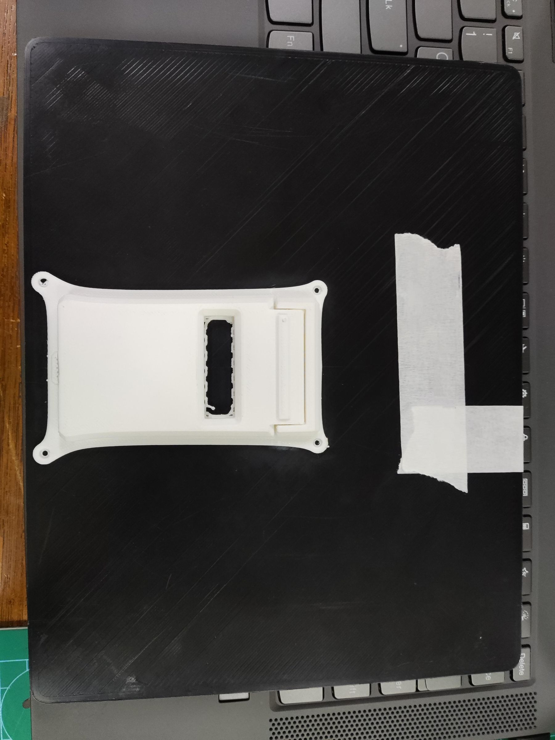 DIY Portable Monitor Recycled From IPad 3 : 10 Steps (with Pictures ...