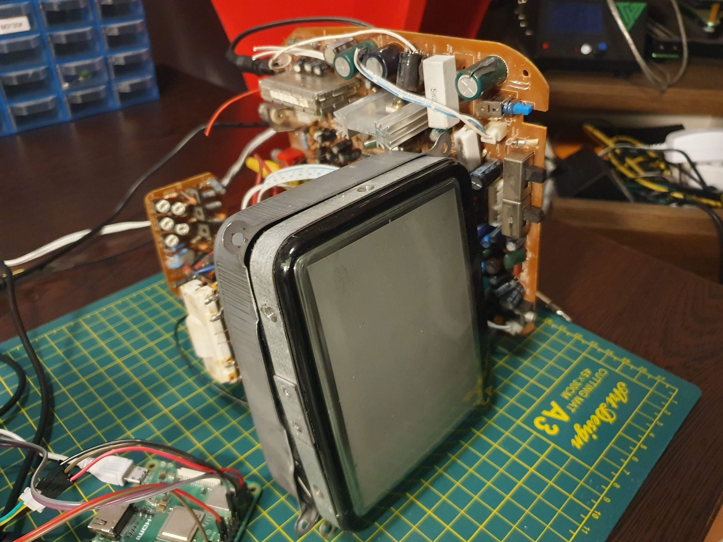 Fear Booth - Raspberry Pi Powered Photo Booth With a Spooky Twist : 12 ...