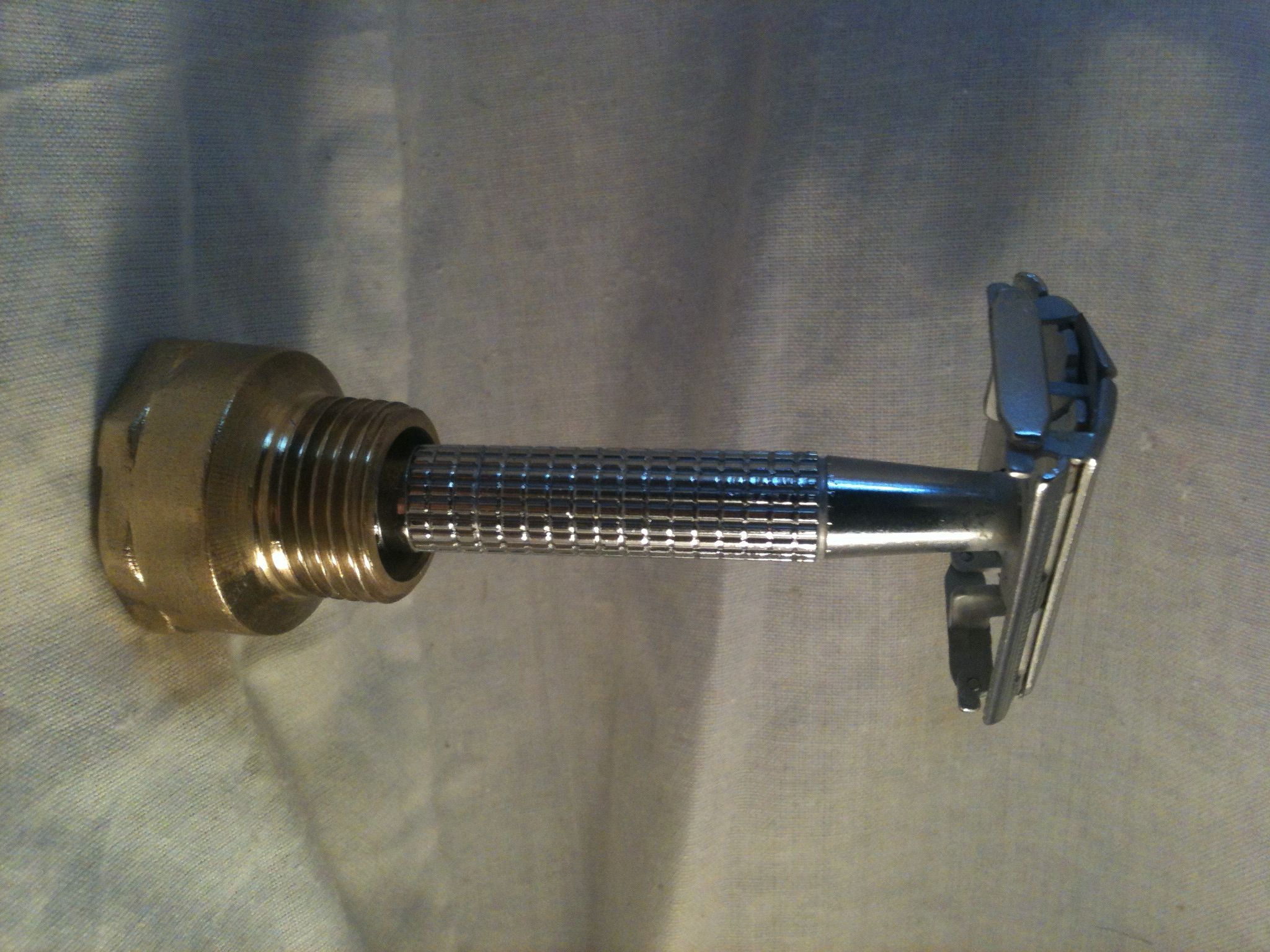 Simple Safety Razor Holder : 3 Steps (with Pictures) - Instructables
