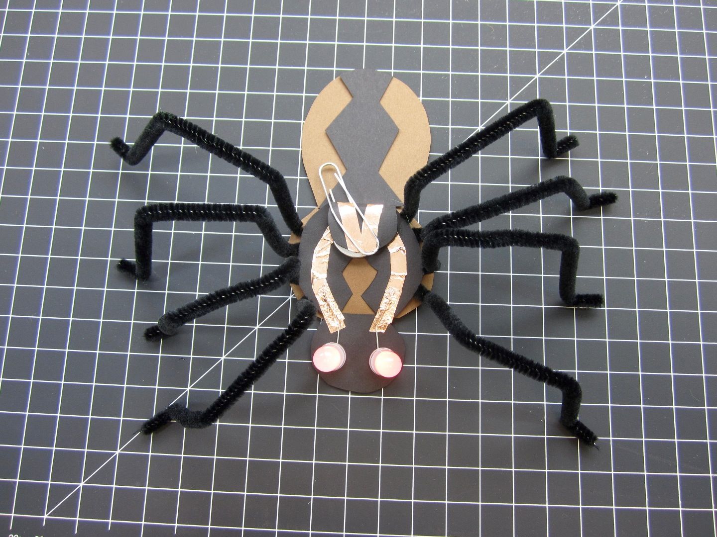 Halloween LED Paper Crafts : 12 Steps (with Pictures) - Instructables
