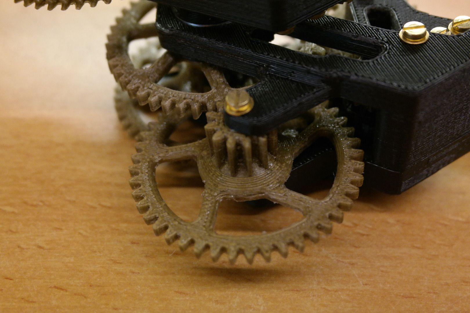 Hand in Hand Skeleton Clock : 11 Steps (with Pictures) - Instructables
