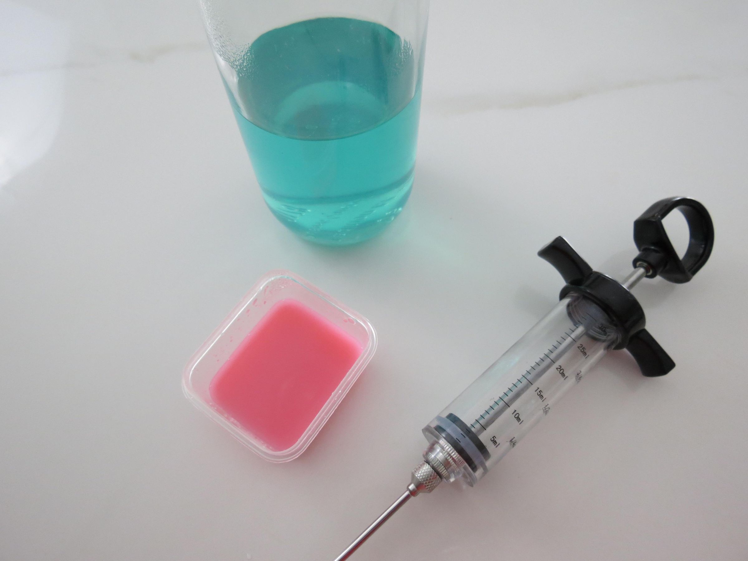 JELLO Jellyfish Aquarium : 9 Steps (with Pictures) - Instructables