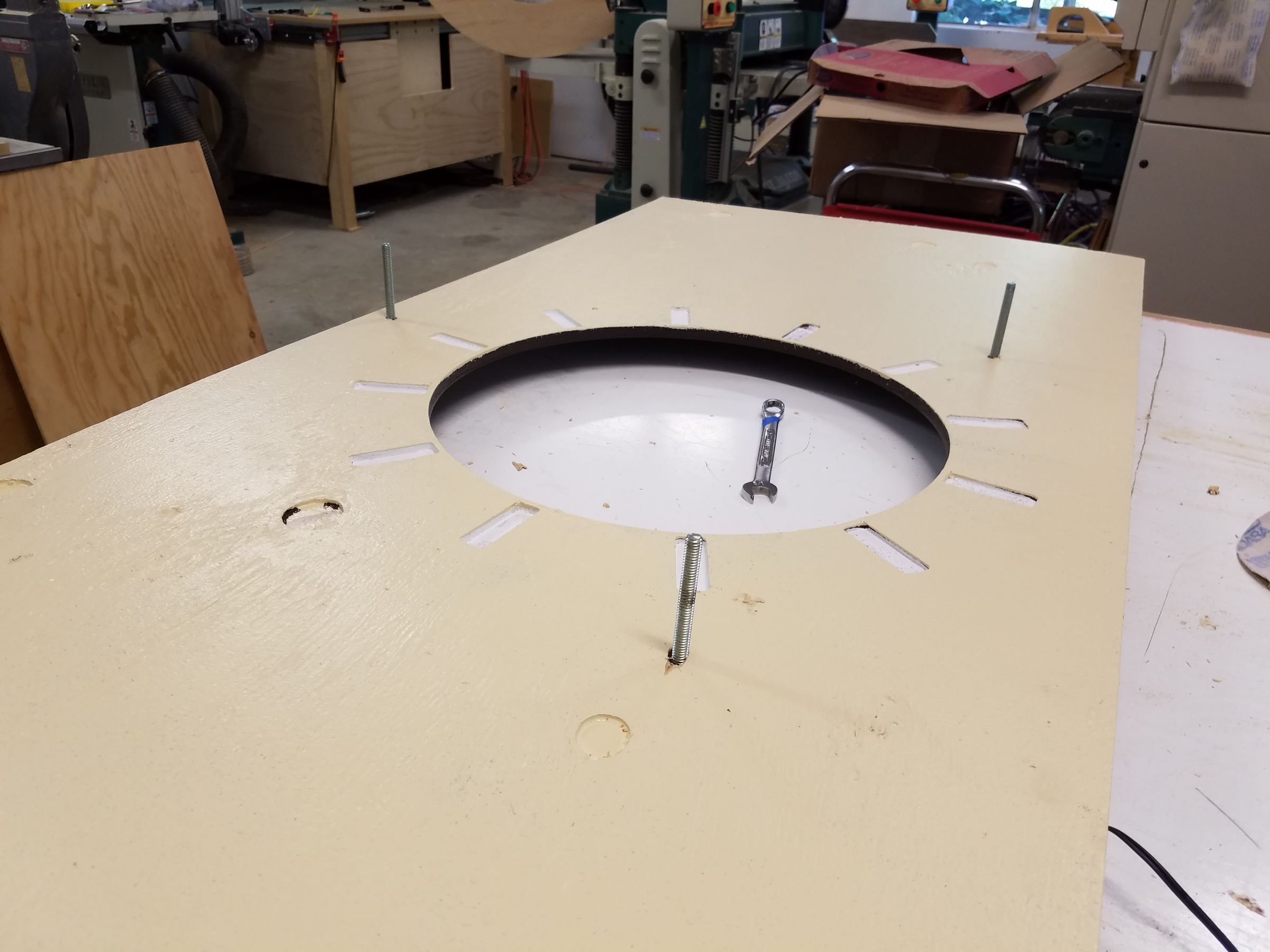 Mechanical Iris Door : 12 Steps (with Pictures) - Instructables