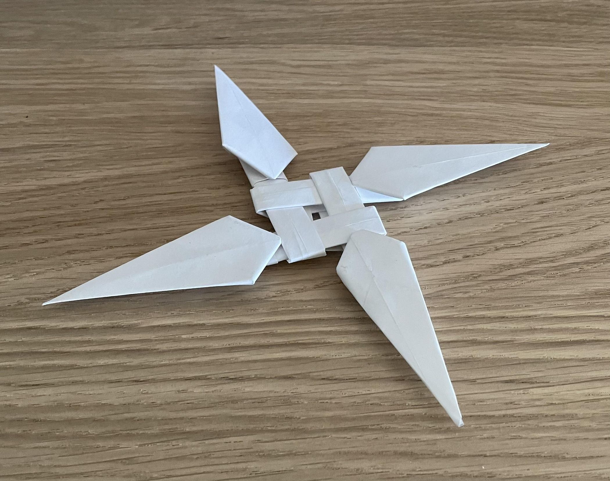 Ninja Star (Origami) : 9 Steps - Instructables