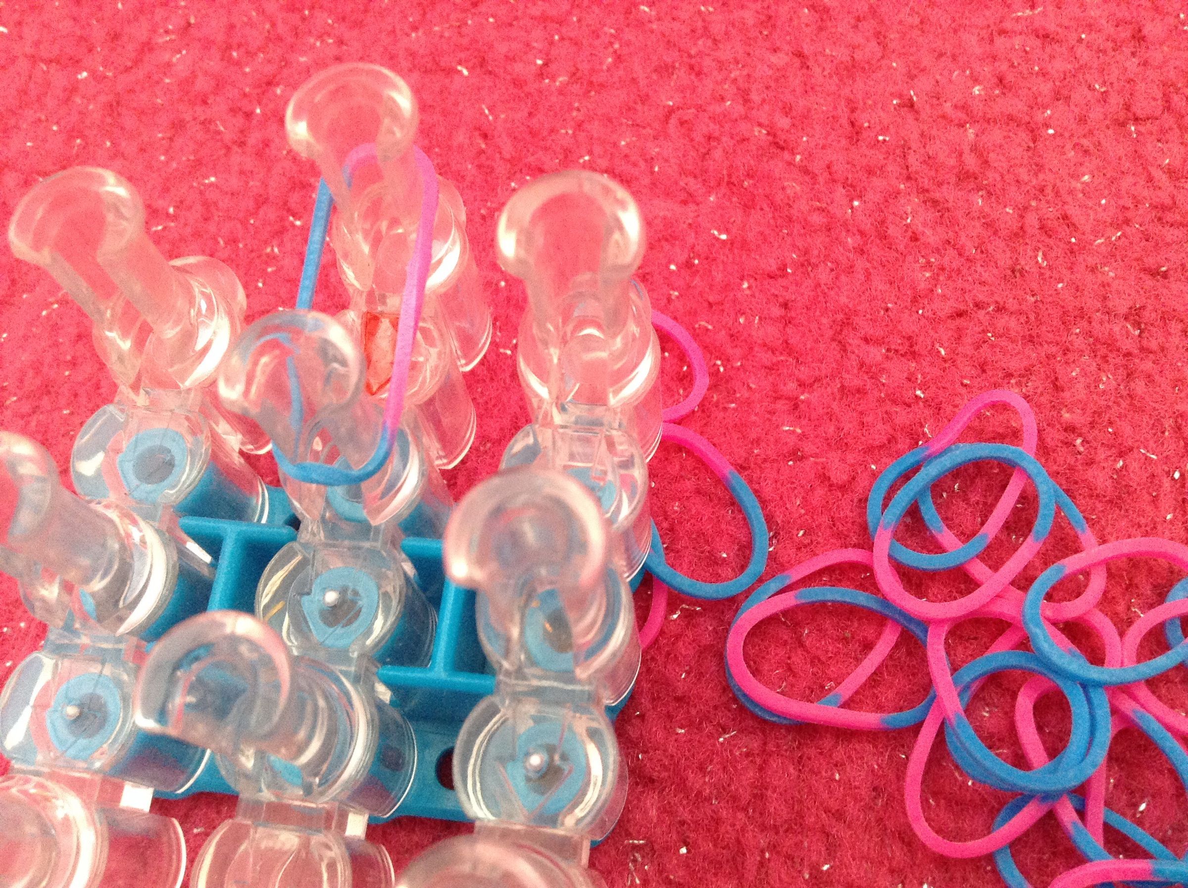 Swimming Goggles Charm : 6 Steps - Instructables