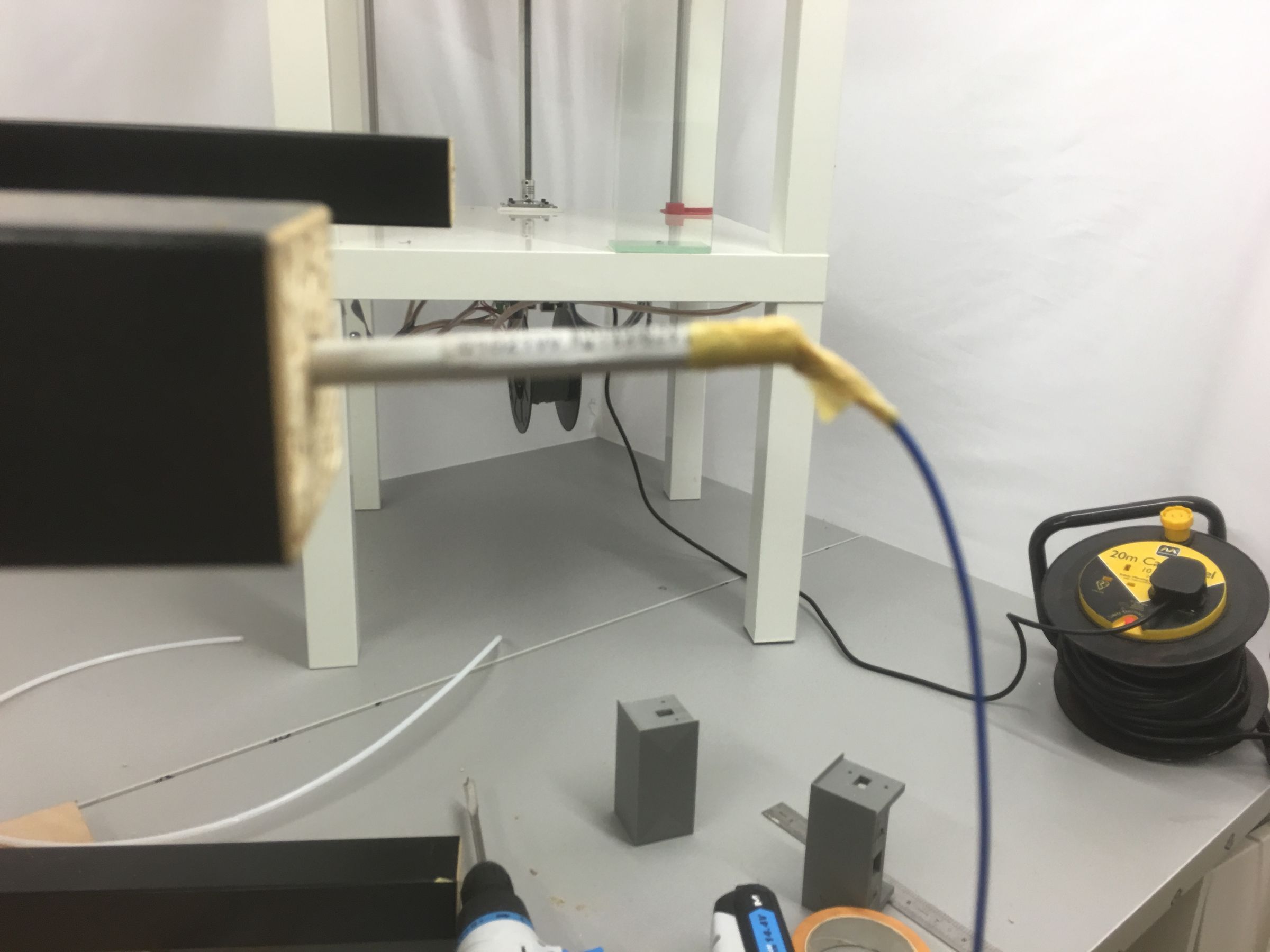 PRINTTABLE the Affordable, Attractive IKEA Lack Table Hack to Create a ...