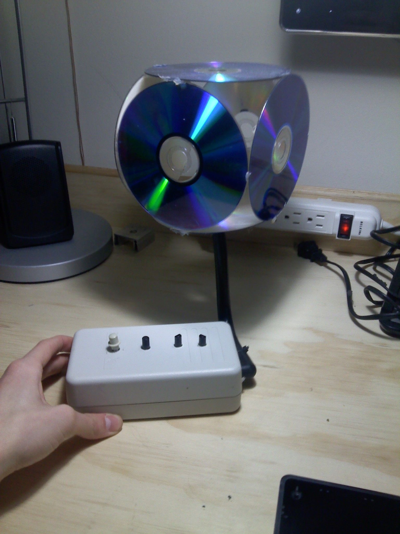 LED CD Lamp : 8 Steps - Instructables
