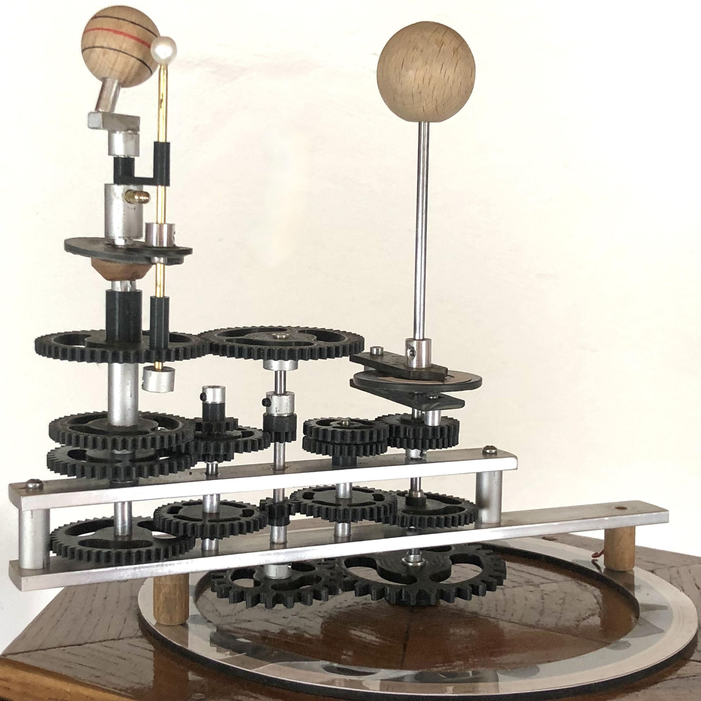Orrery (Earth, Moon, and Sun) : 28 Steps (with Pictures) - Instructables
