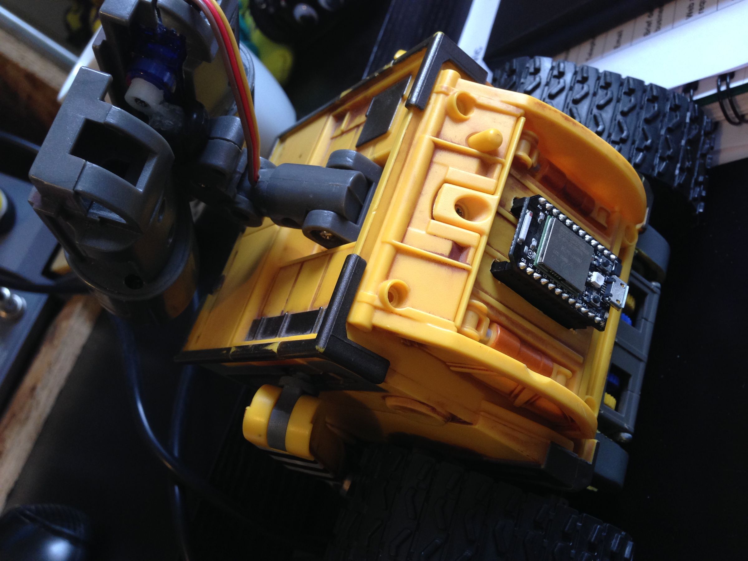 Spark-e - a Spark Core + Touch OSC Controlled Wall-e Toy Robot ...