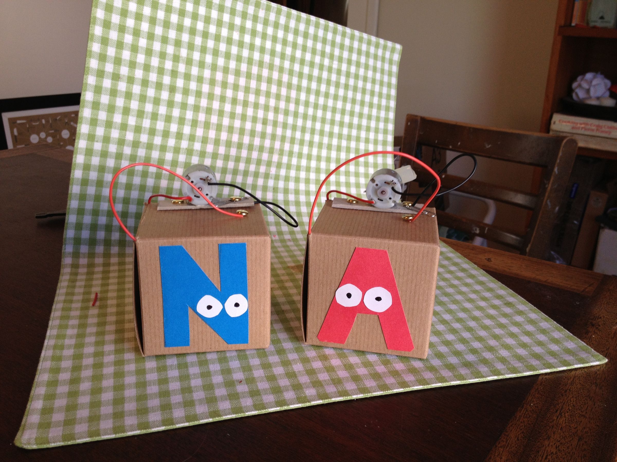 Box Bots - Instructables