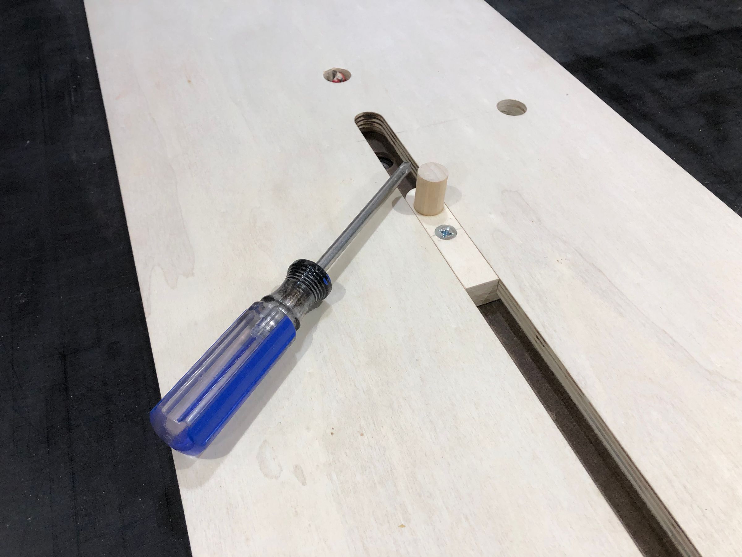 The Multi-Function Router Table Jig : 12 Steps (with Pictures ...