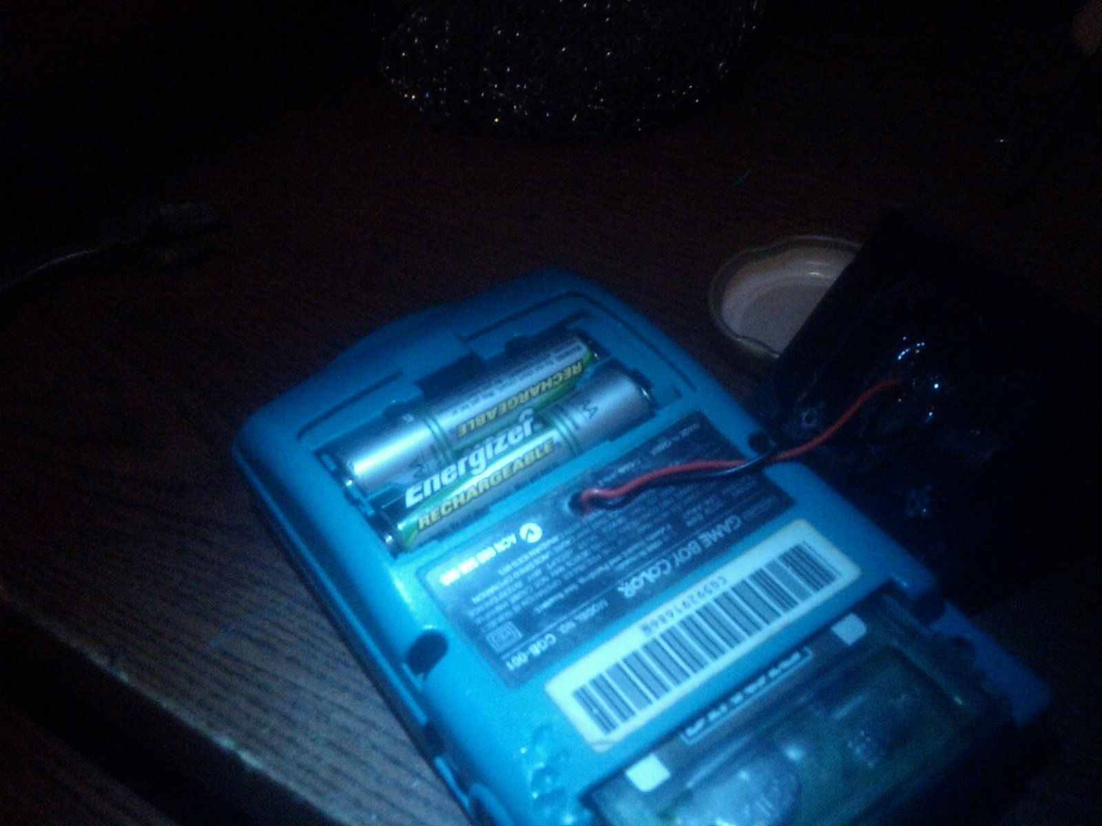 Solar Power Your Gameboy Color (updated) : 9 Steps - Instructables