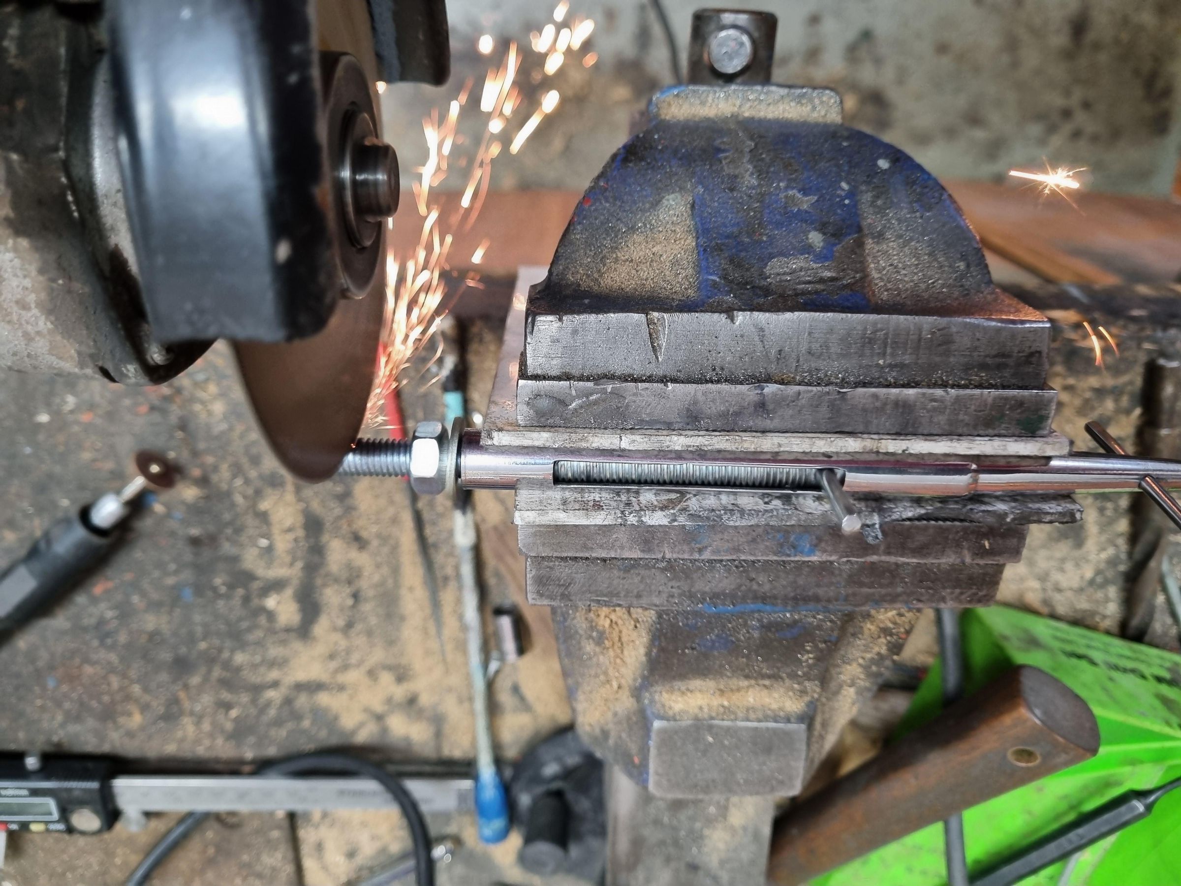 Mr Clampy the Wire Clamper : 9 Steps (with Pictures) - Instructables