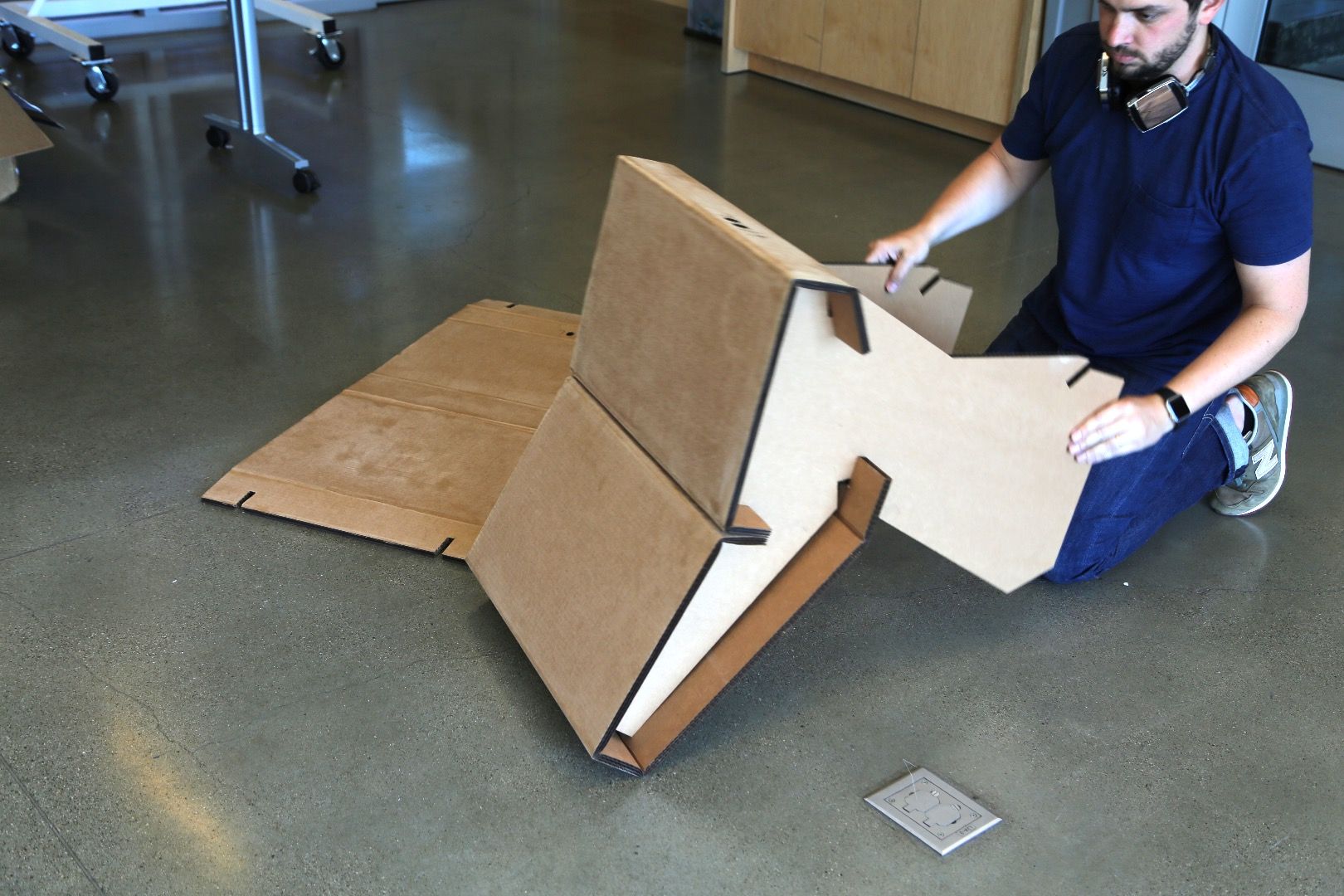 5 Piece Cardboard Lounge Chair : 6 Steps (with Pictures) - Instructables