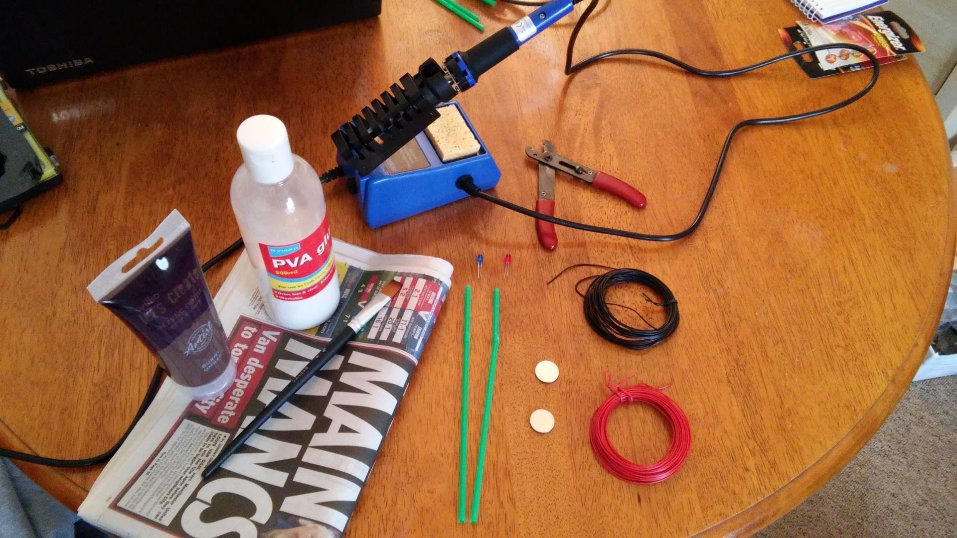 Easy Light Up Wand : 5 Steps (with Pictures) - Instructables