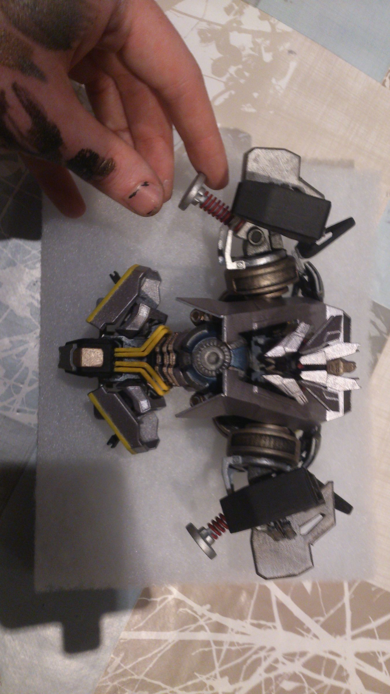 Transformers: Astrotrain : 4 Steps - Instructables