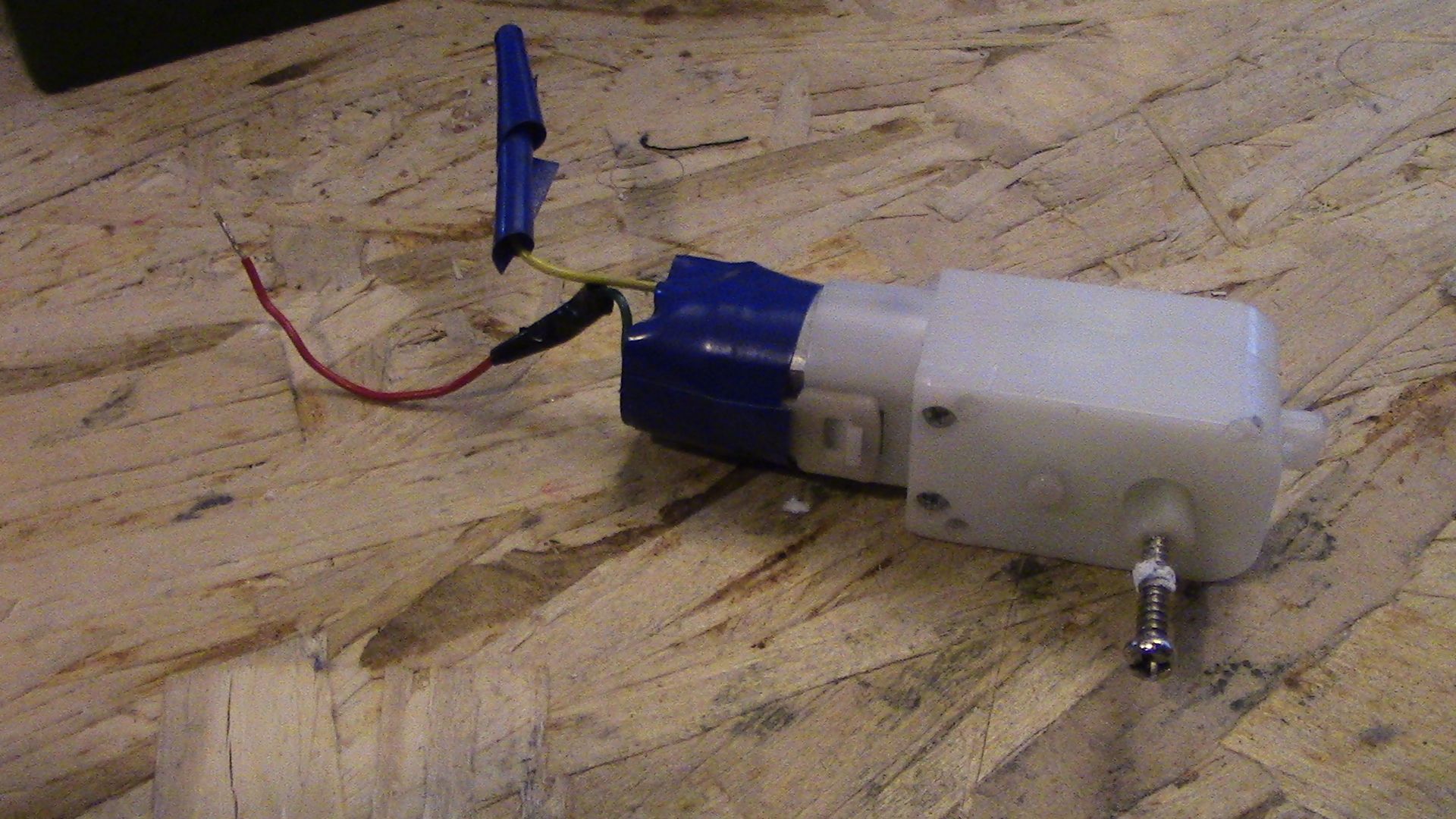 Working Spider-Man Web Shooter : 18 Steps (with Pictures) - Instructables