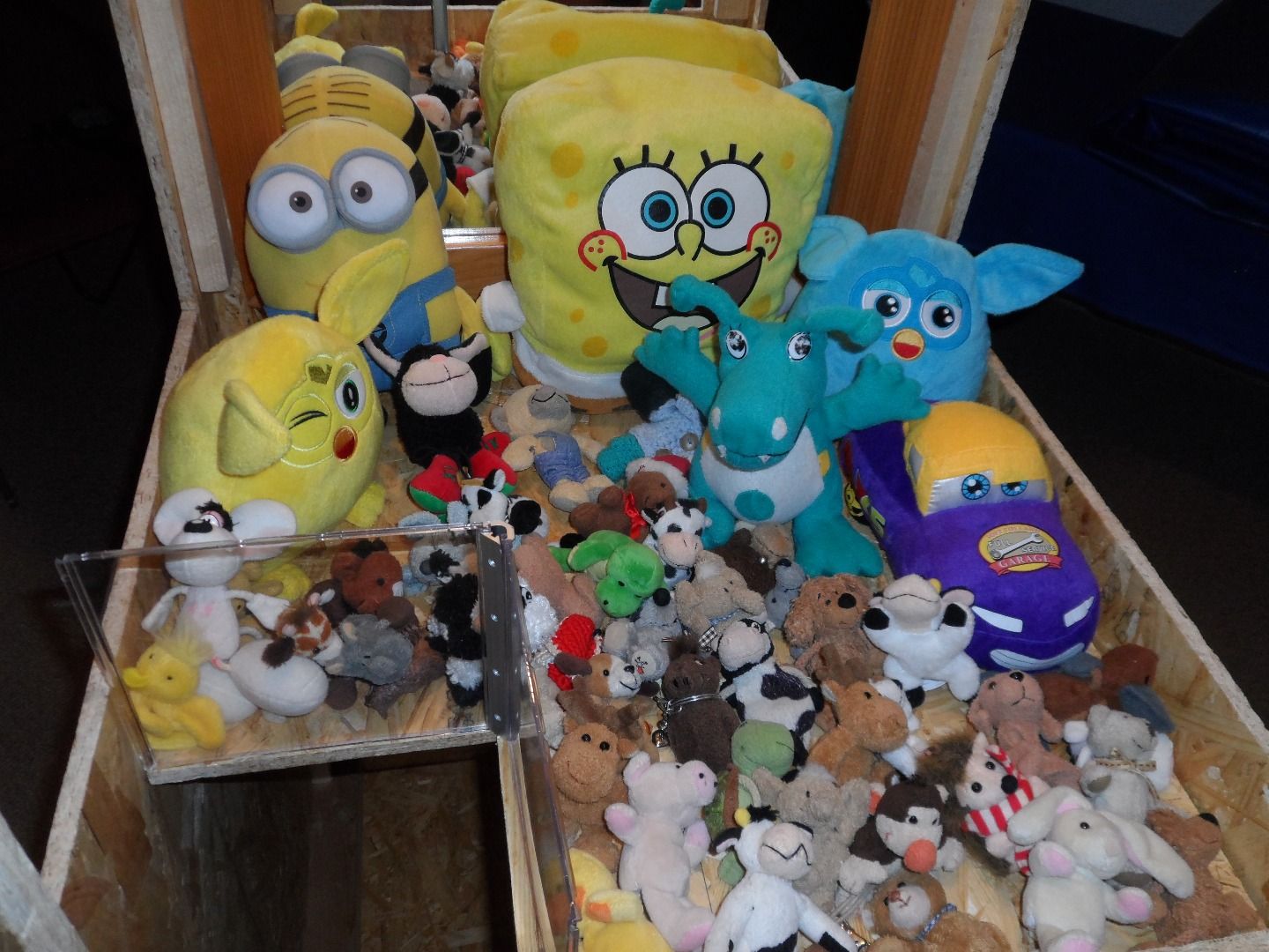 DIY CLAW MACHINE : 7 Steps (with Pictures) - Instructables