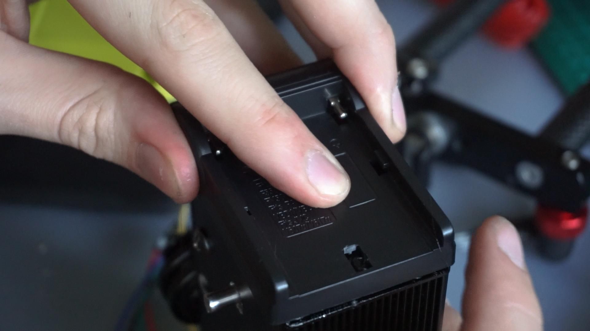 How to Motorize a Camera Slider (Battery Powered) : 11 Steps (with ...