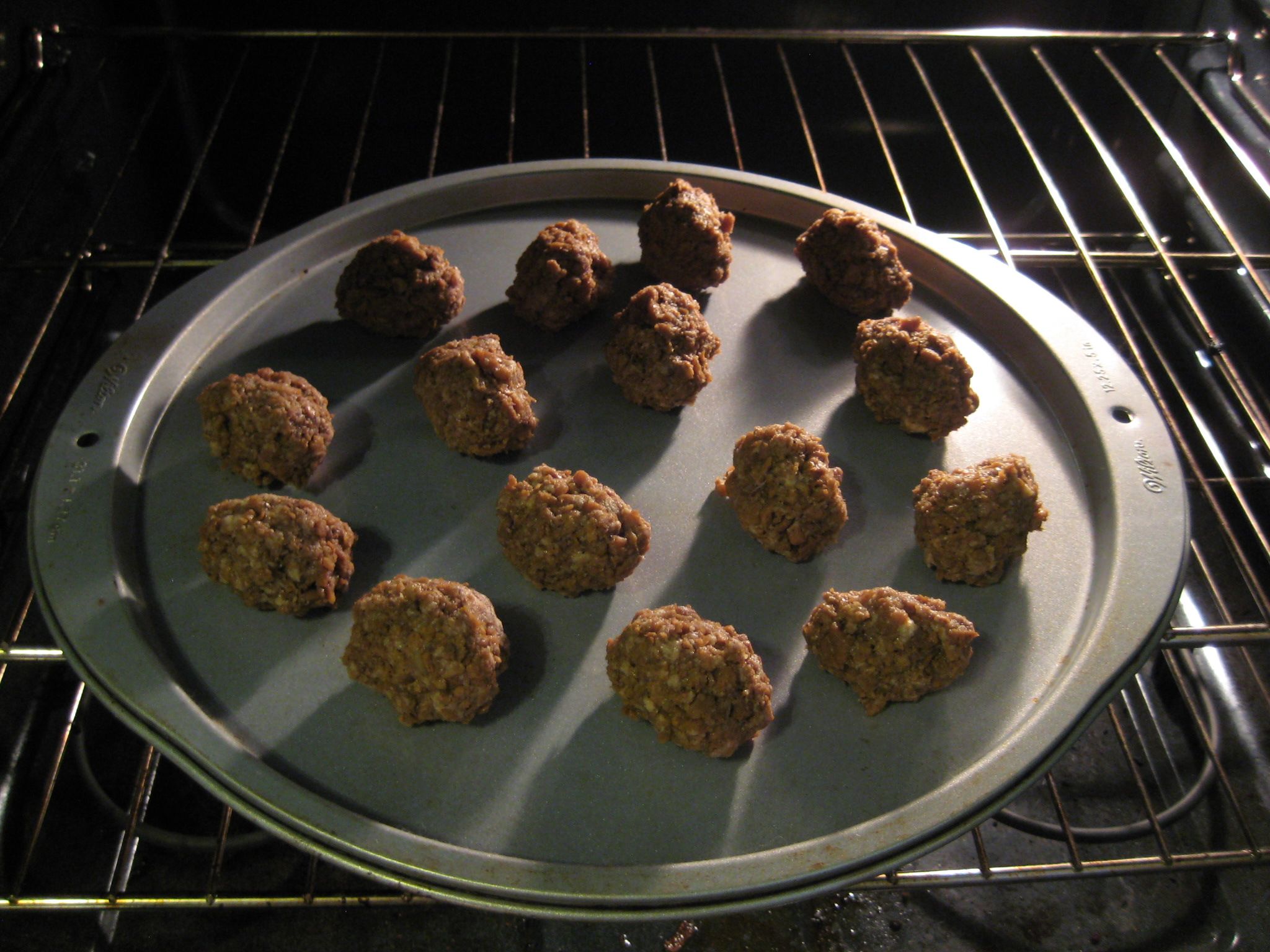 Halloween Meatball Fruit Bats : 10 Steps (with Pictures) - Instructables