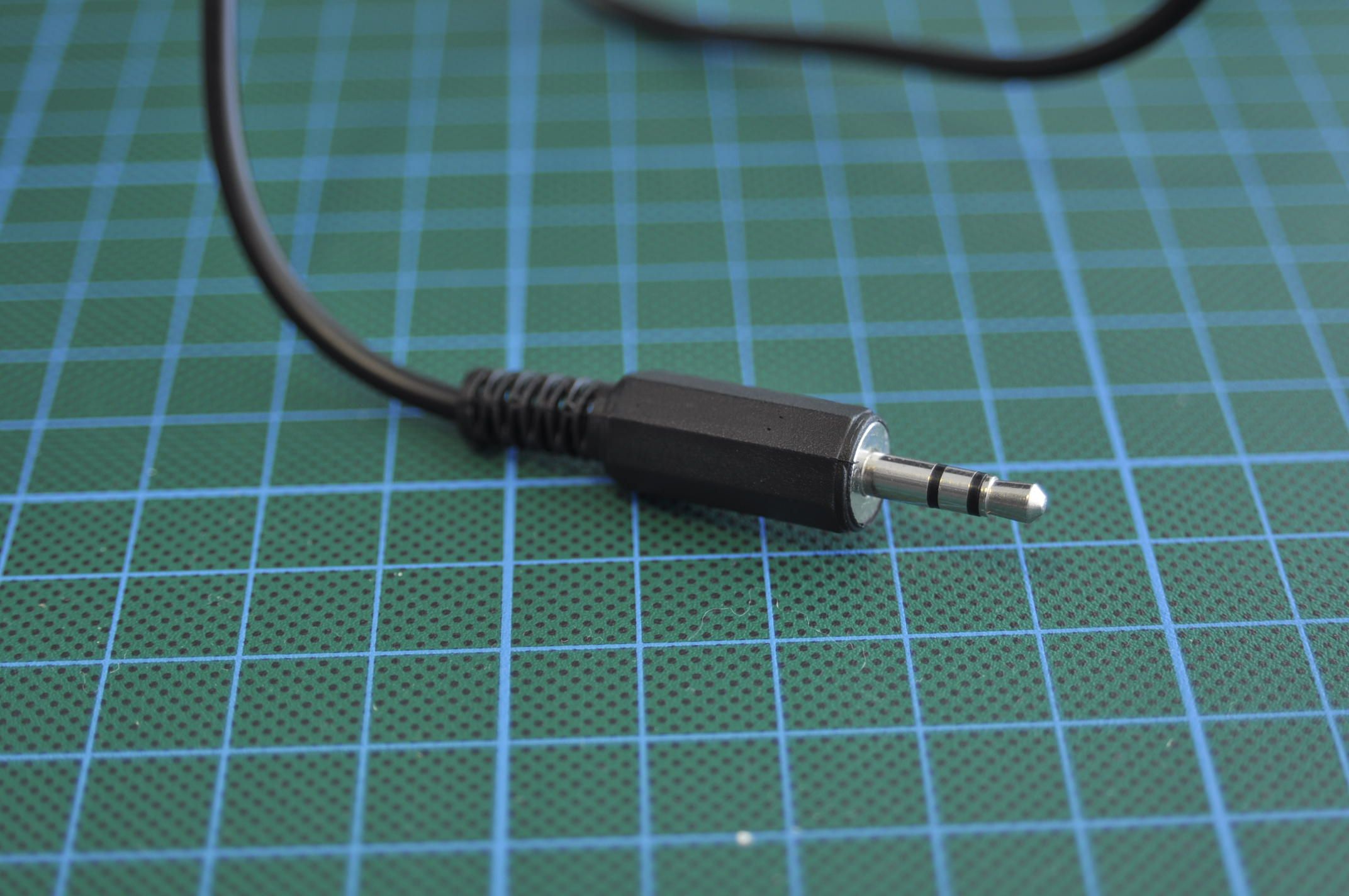Renewed Microphone (change Audio Jack to Use With Pc) : 6 Steps ...