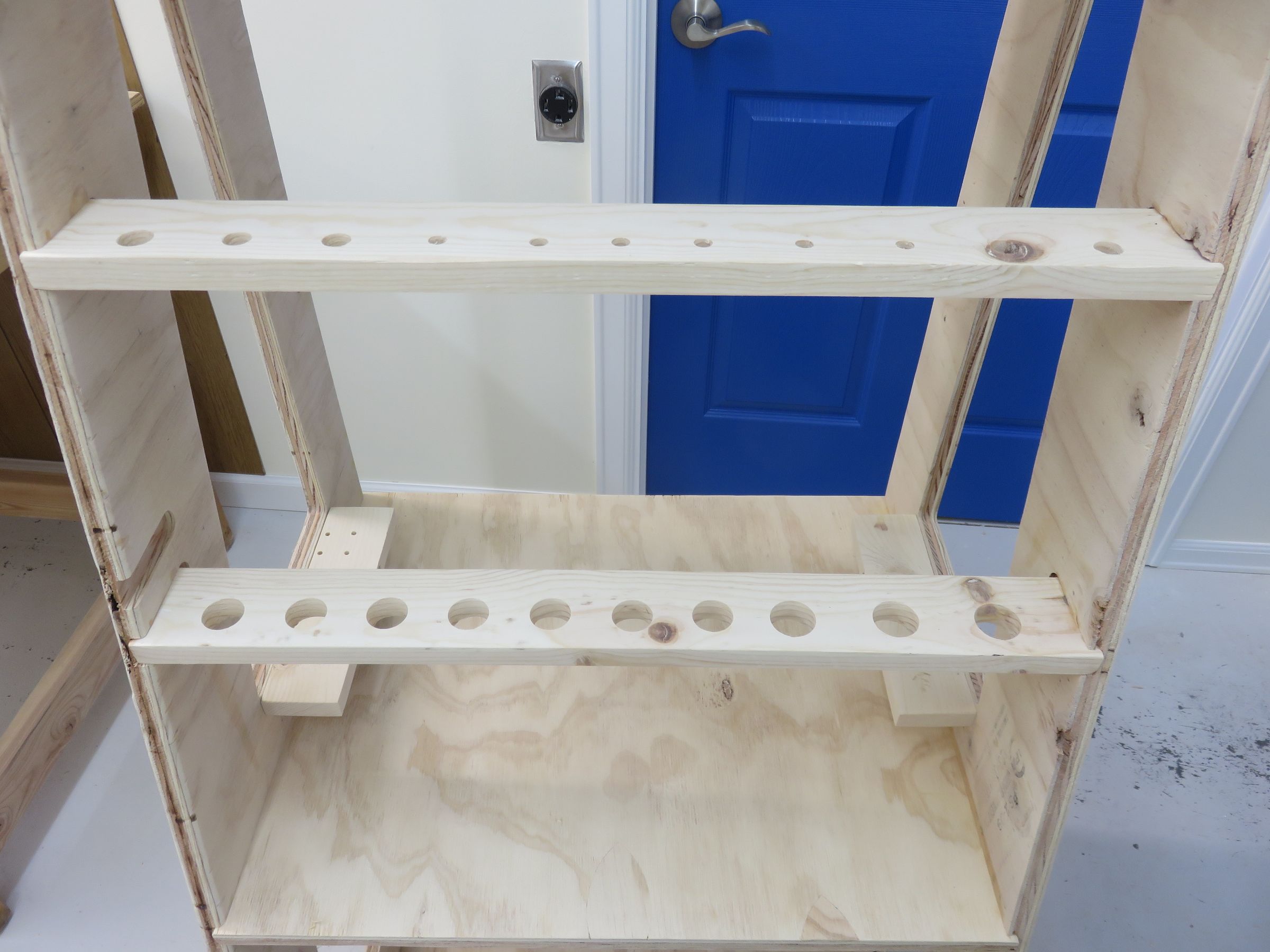 Movable Shop Tool Ladder : 5 Steps (with Pictures) - Instructables