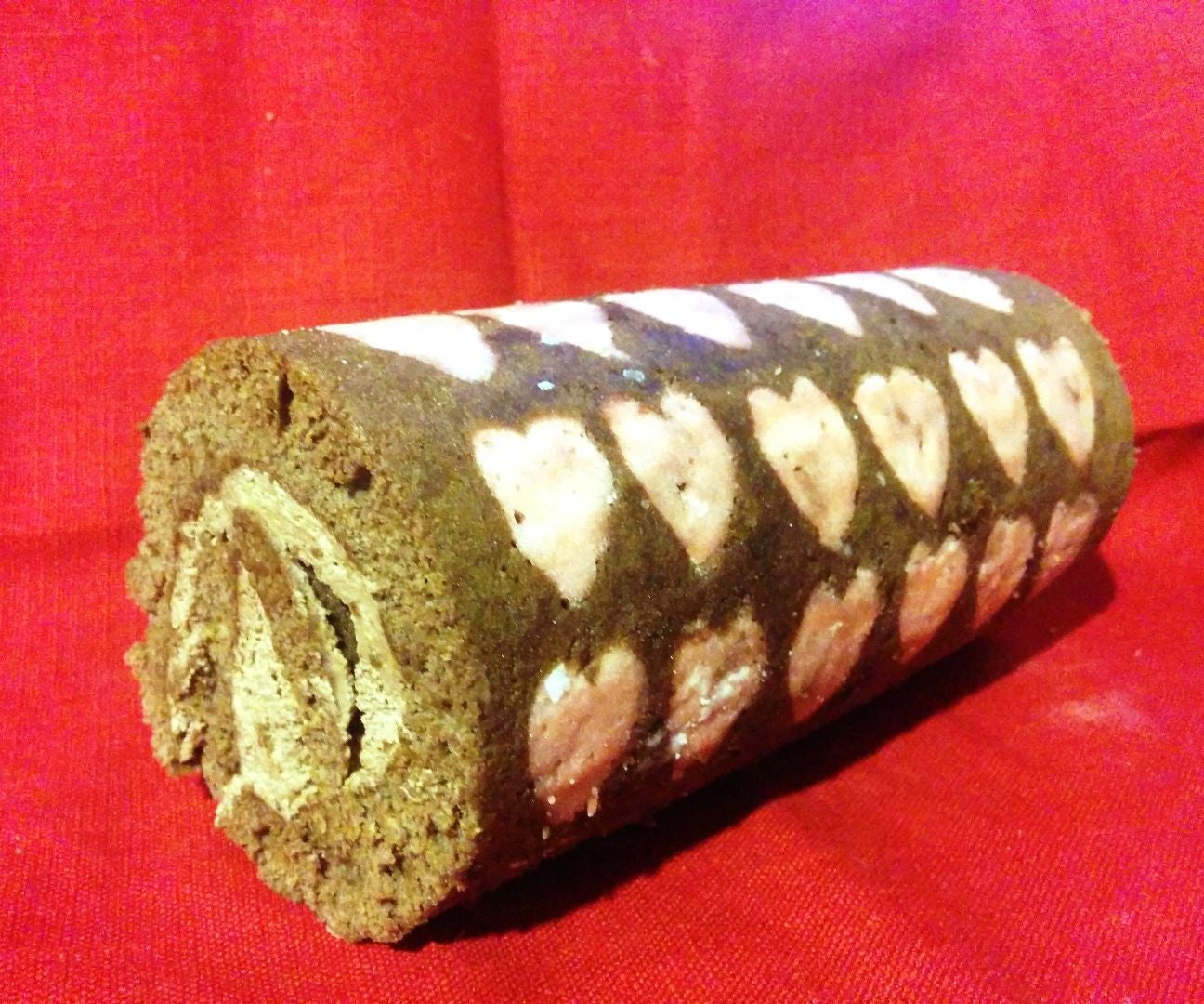 Valentine's Day Heart Swiss Roll : 4 Steps (with Pictures) - Instructables