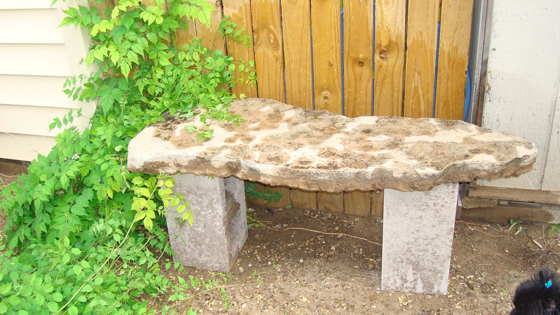 MAKE a SLATE ROCK BENCH FOR 3 DOLLARS! : 4 Steps - Instructables