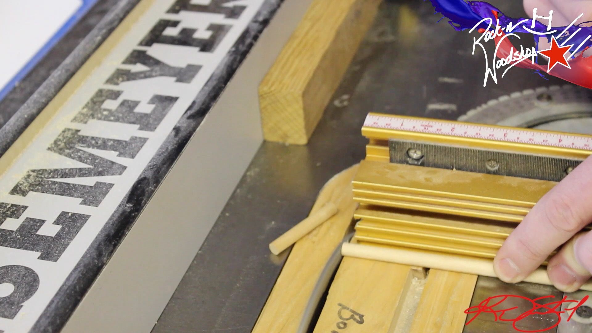 Exploding Outhouse Bank : 5 Steps (with Pictures) - Instructables