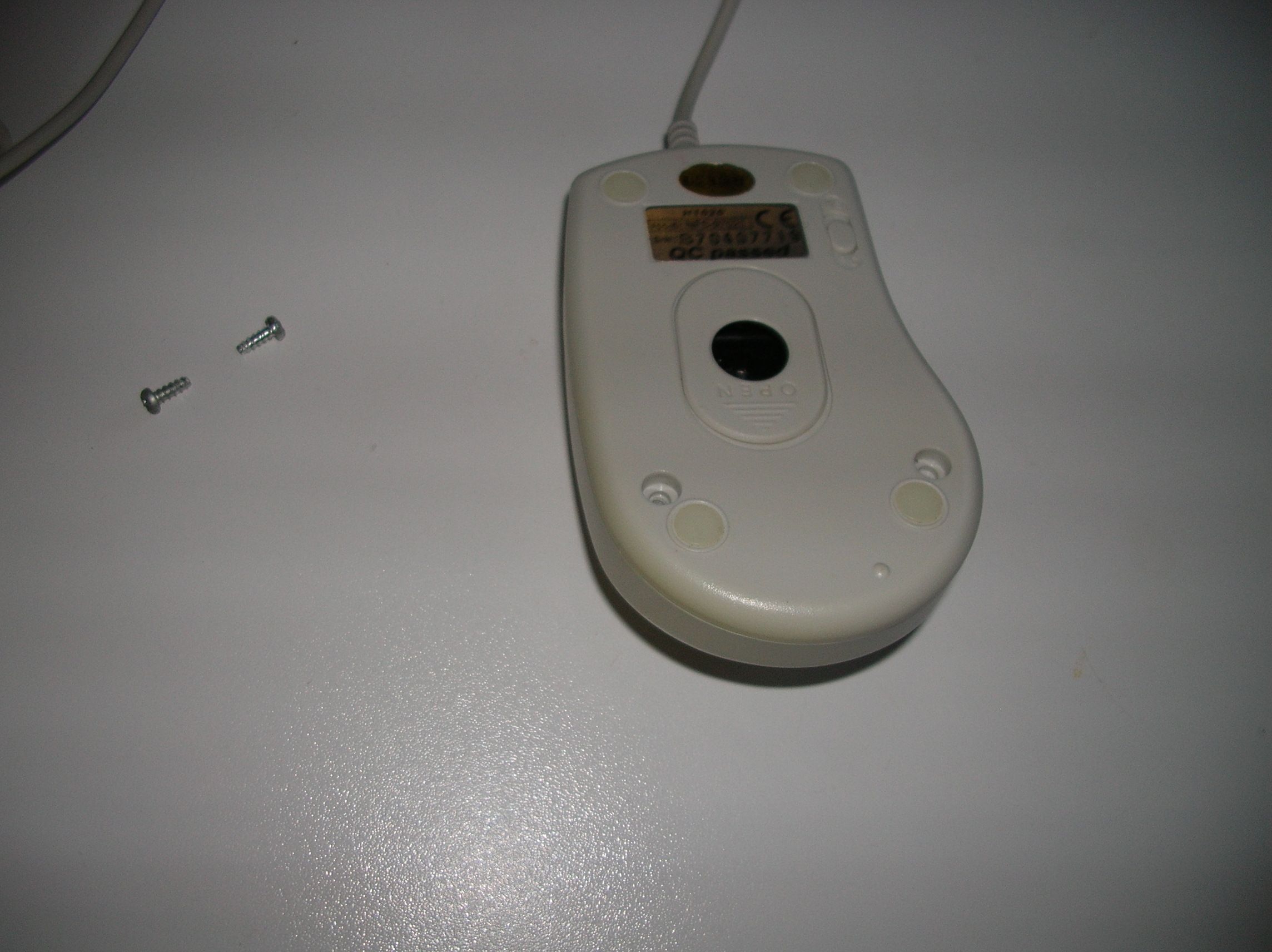 How to Turn an Old Computer Mouse Into a Cat Toy : 5 Steps - Instructables