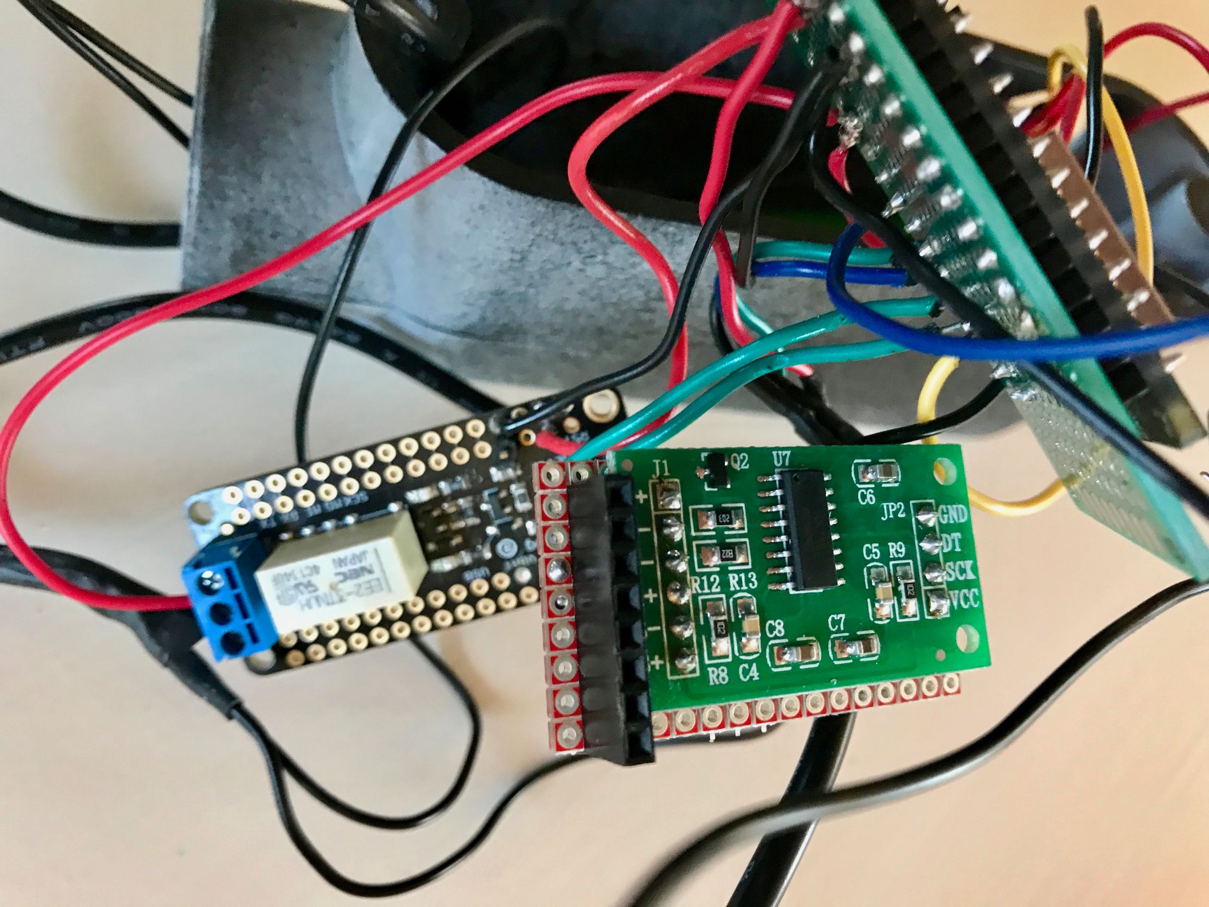 Solar Weight-Based Plant Management With ESP32 : 7 Steps (with Pictures) - Instructables