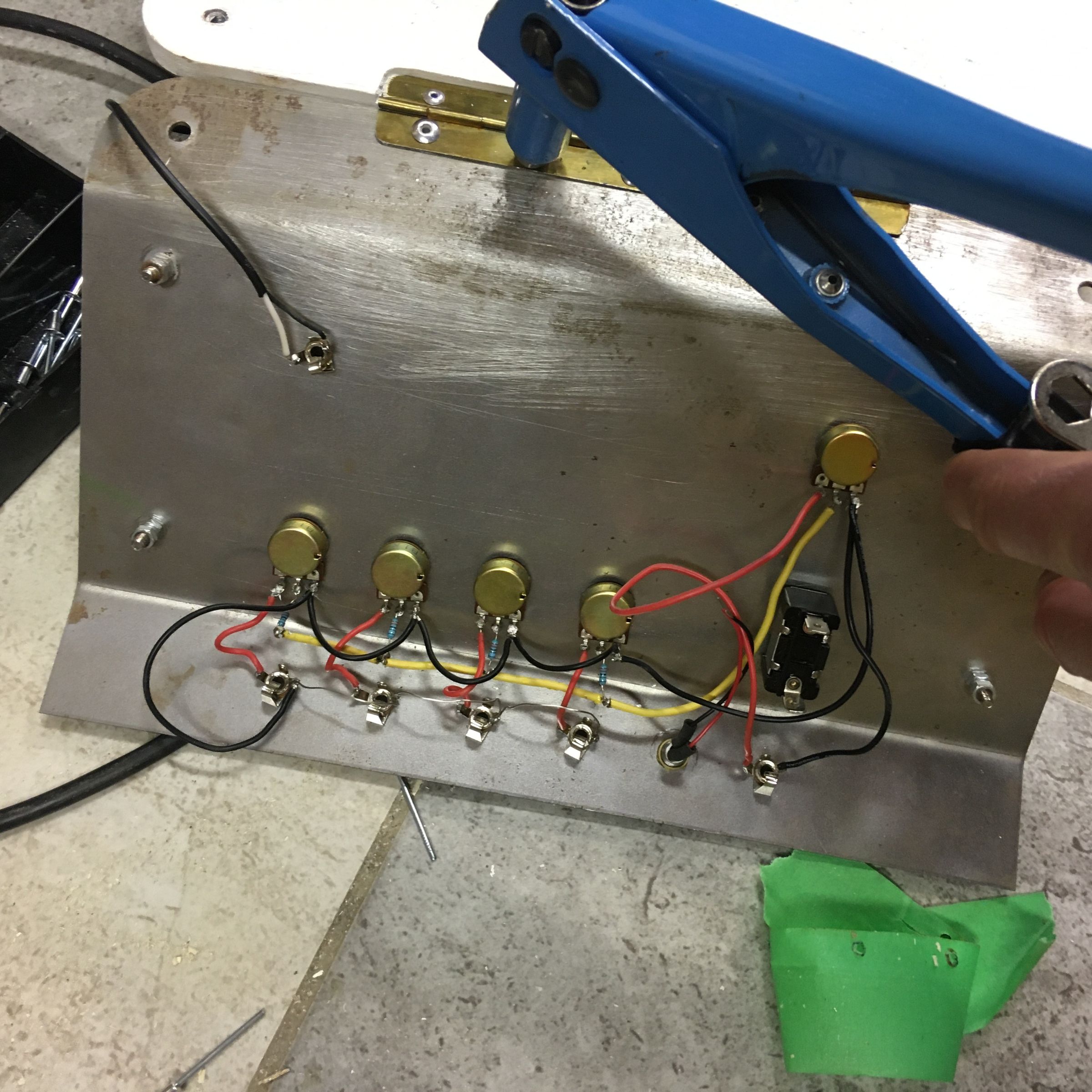 The Portable Laff Box : 13 Steps (with Pictures) - Instructables