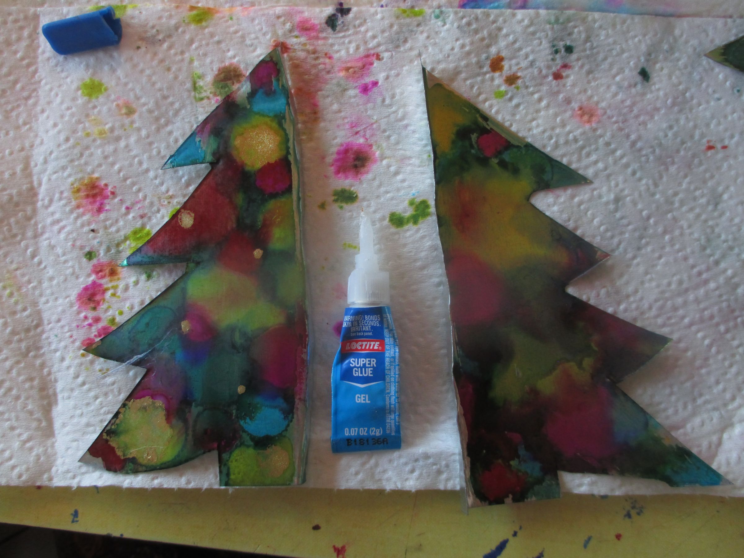 An Absolute Beginners Alcohol Ink Tutorial : 8 Steps (with Pictures ...