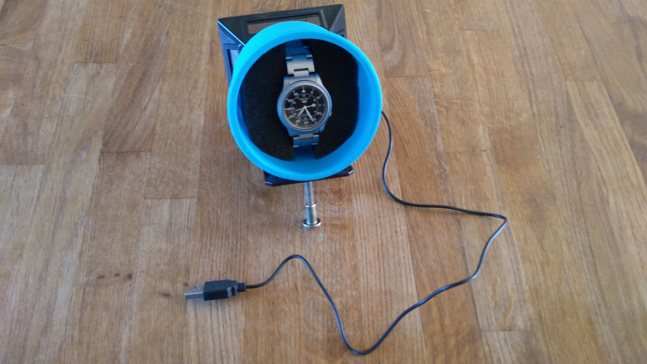 USB Powered Watch Winder : 6 Steps (with Pictures) - Instructables