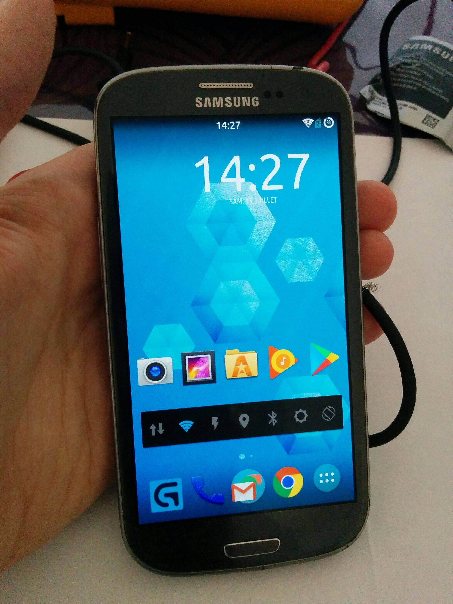 Power an Android Phone Without Battery : 4 Steps (with Pictures ...