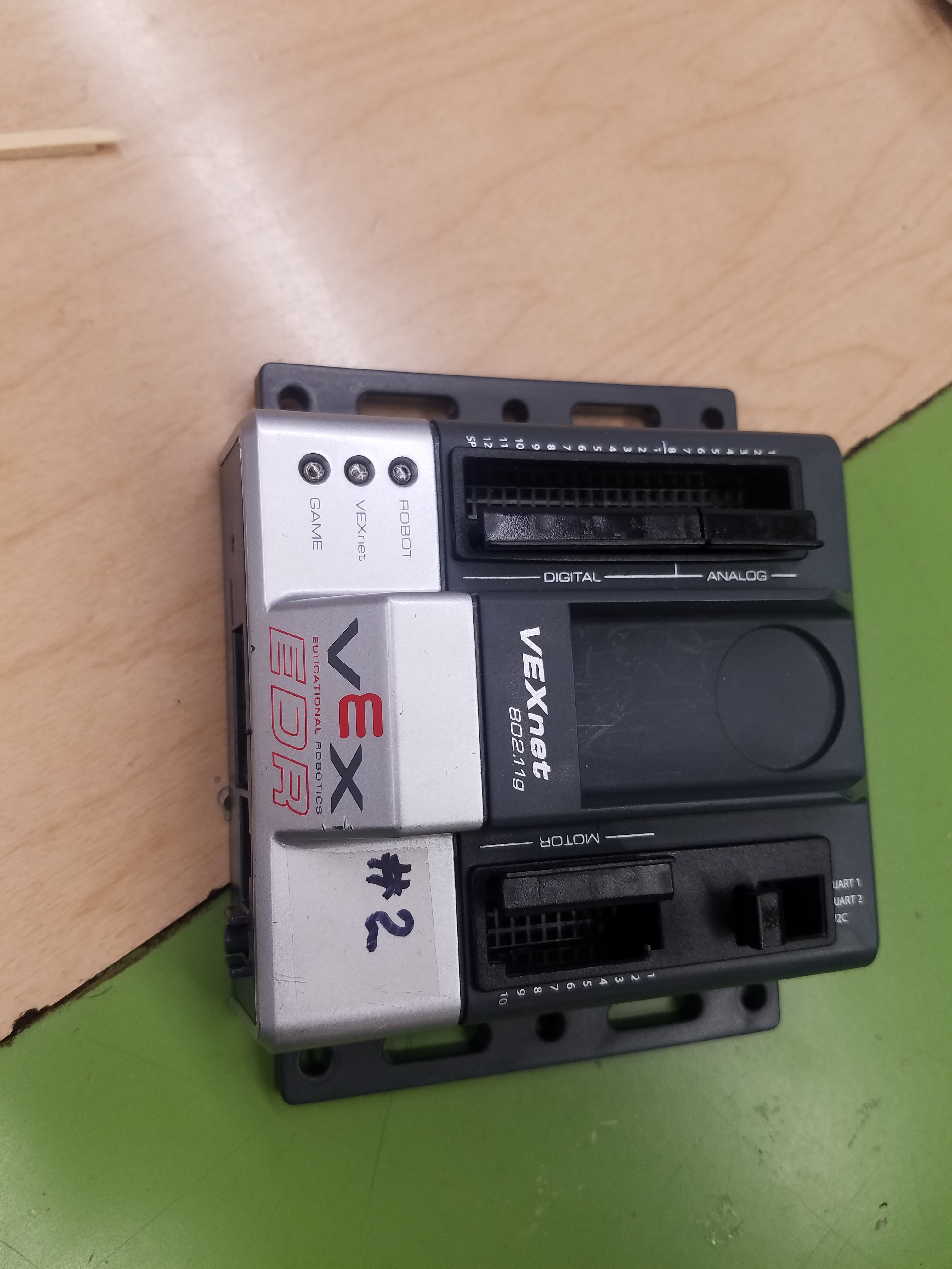 ROBOTC VEX Light Sensor Car : 5 Steps - Instructables