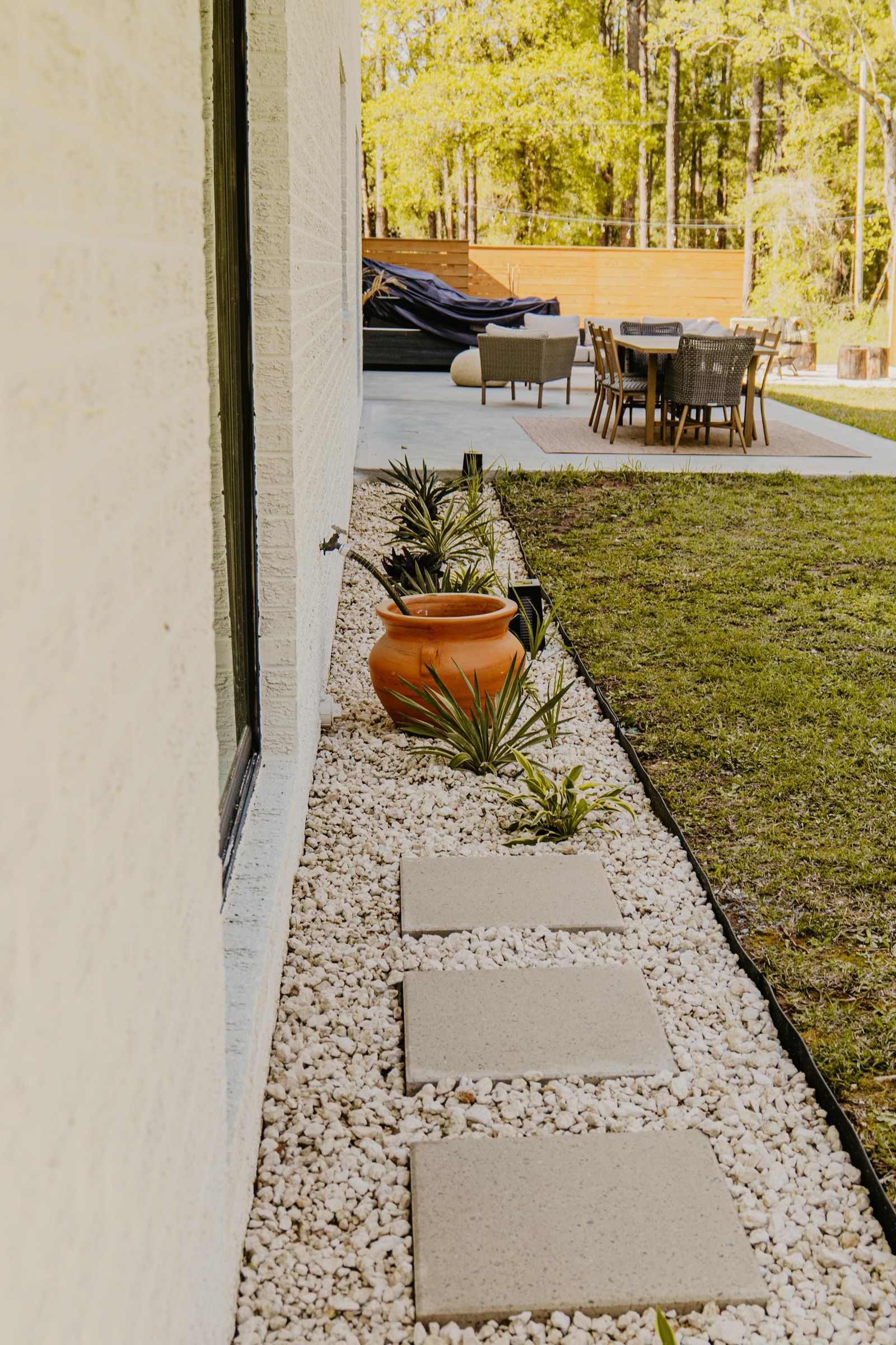 Gravel Landscaping Around House : 3 Steps - Instructables