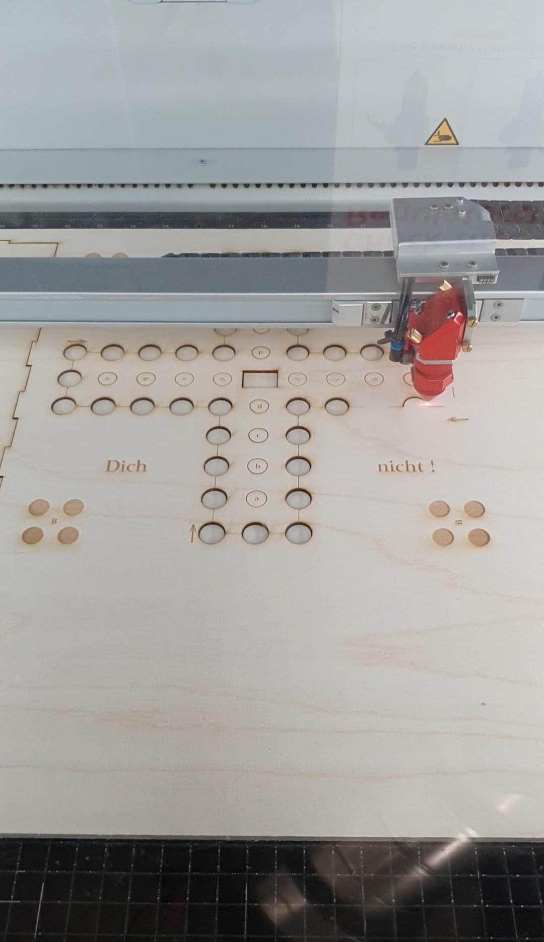 German Board Game: Mensch Ärgere Dich Nicht : 9 Steps (with Pictures ...