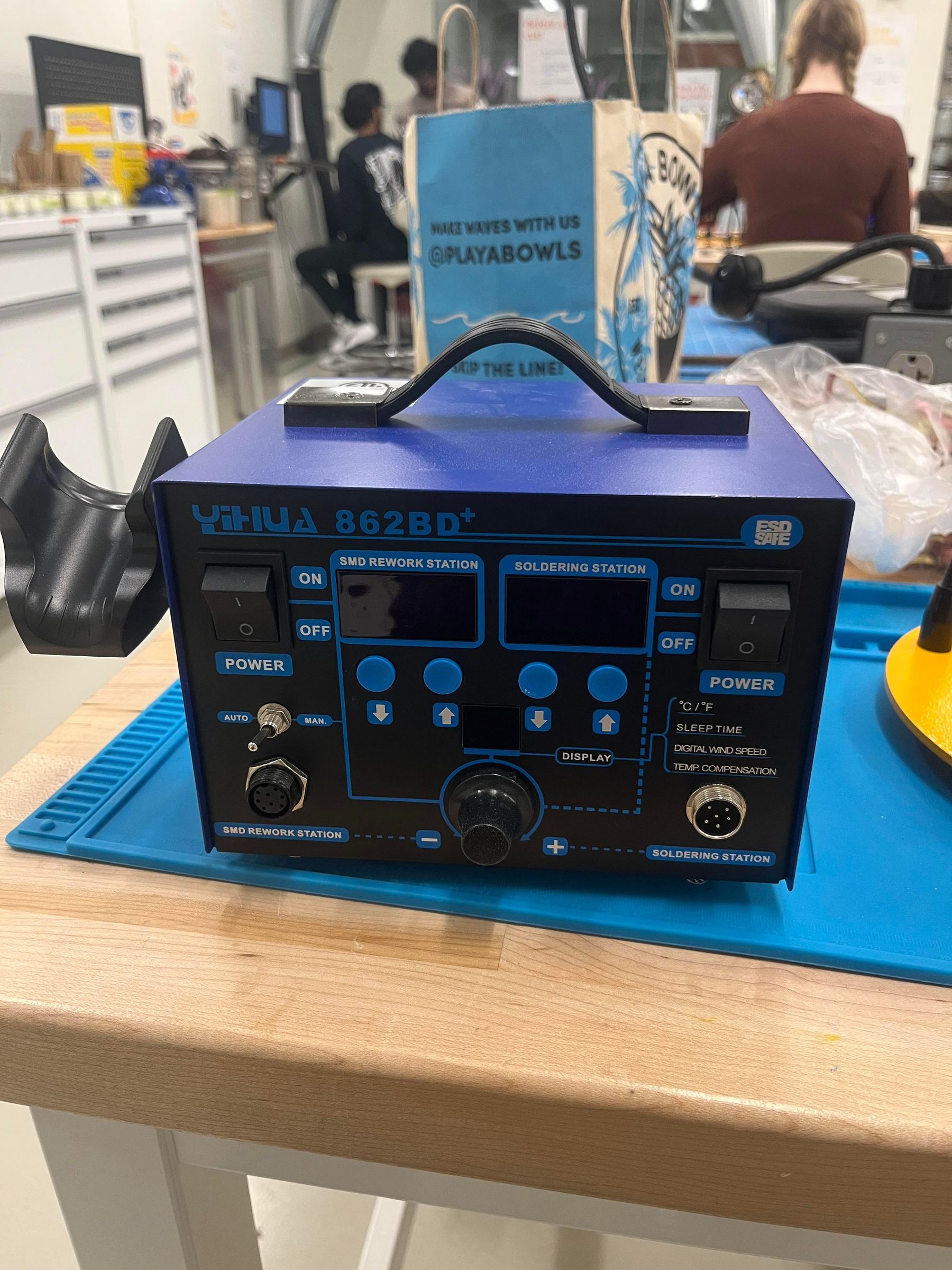 Pom Pom Shaker : 6 Steps - Instructables