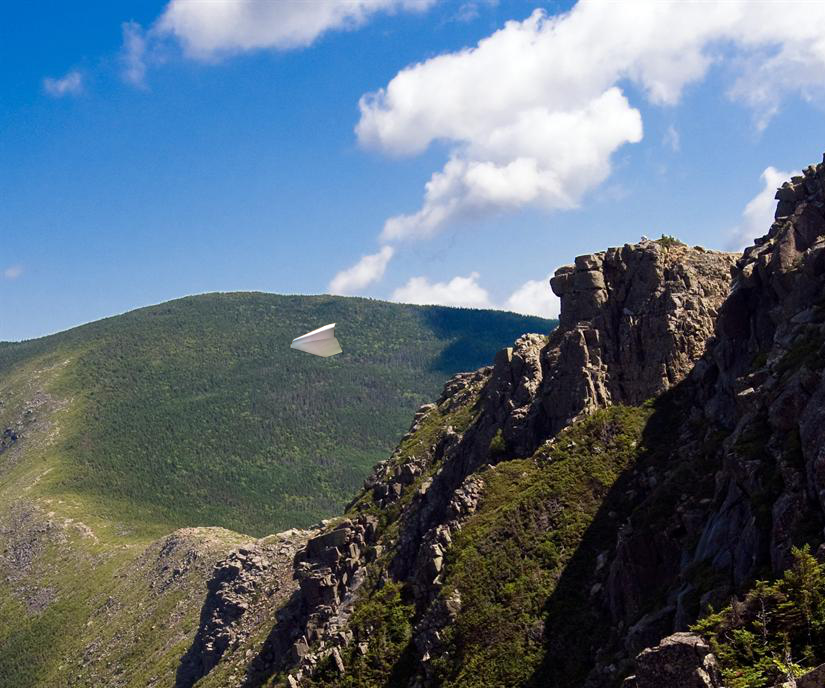 The Perfect Paper Plane! : 4 Steps - Instructables