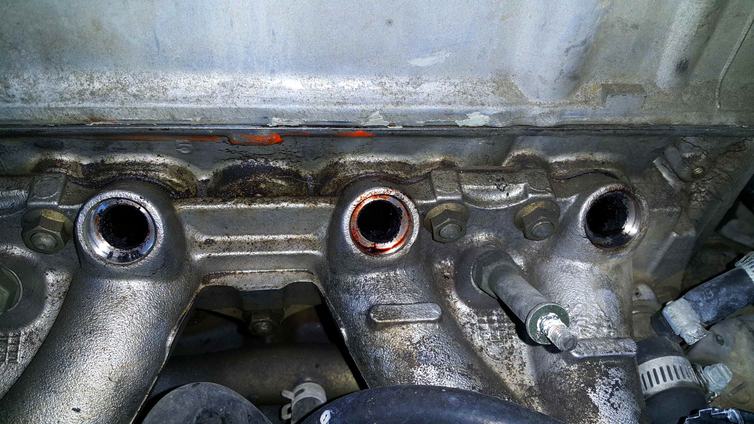 Replacing Fuel Injectors (Honda Civic 1999 D15B) : 6 Steps (with ...