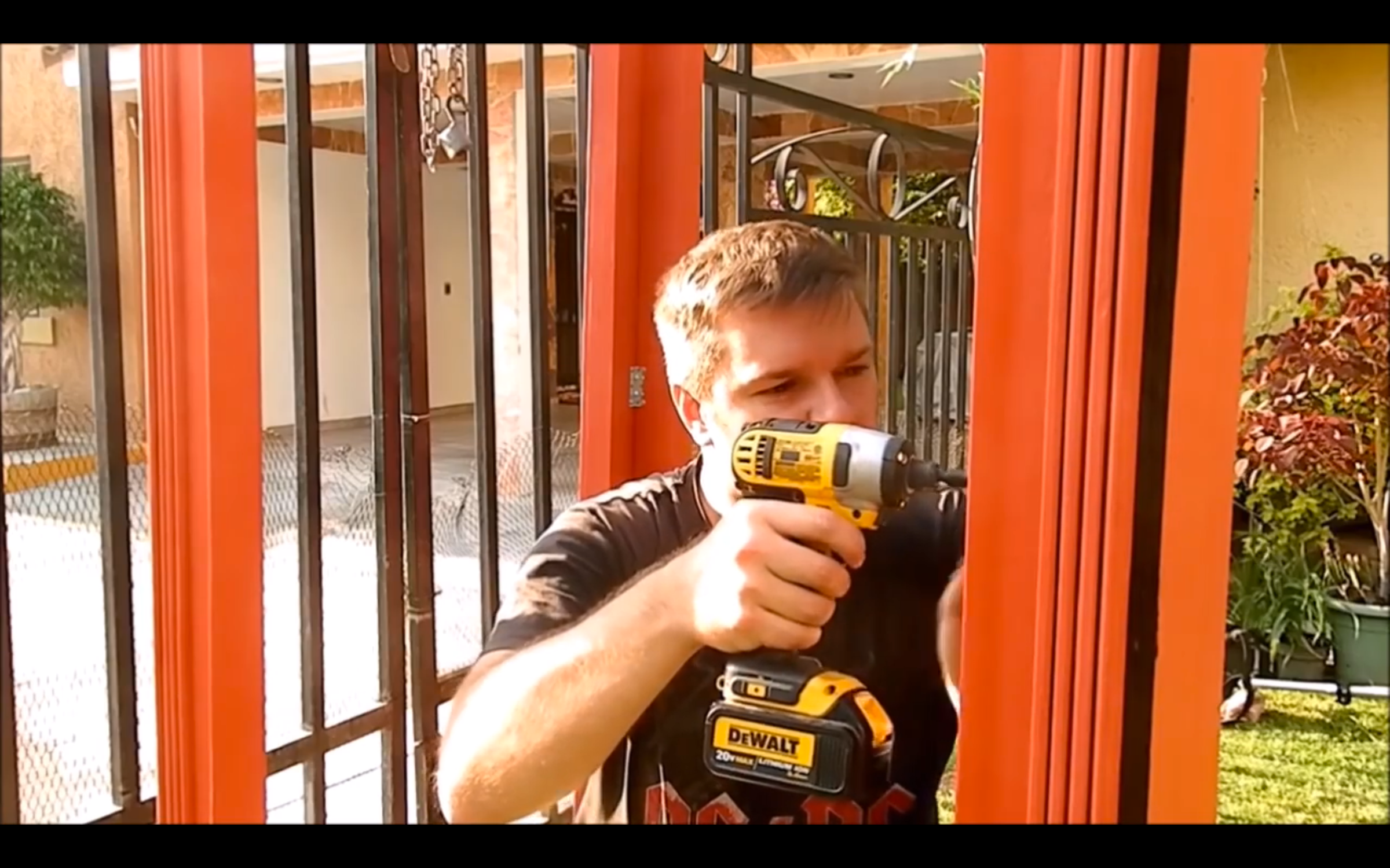 Telephone Box K2 (Full Size) : 7 Steps (with Pictures) - Instructables