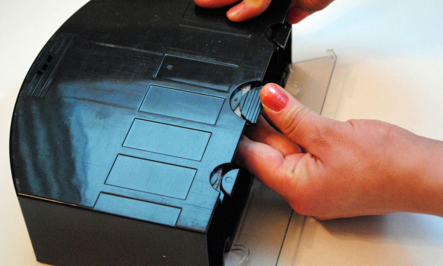 How to Clean Your BObsweep : 13 Steps - Instructables