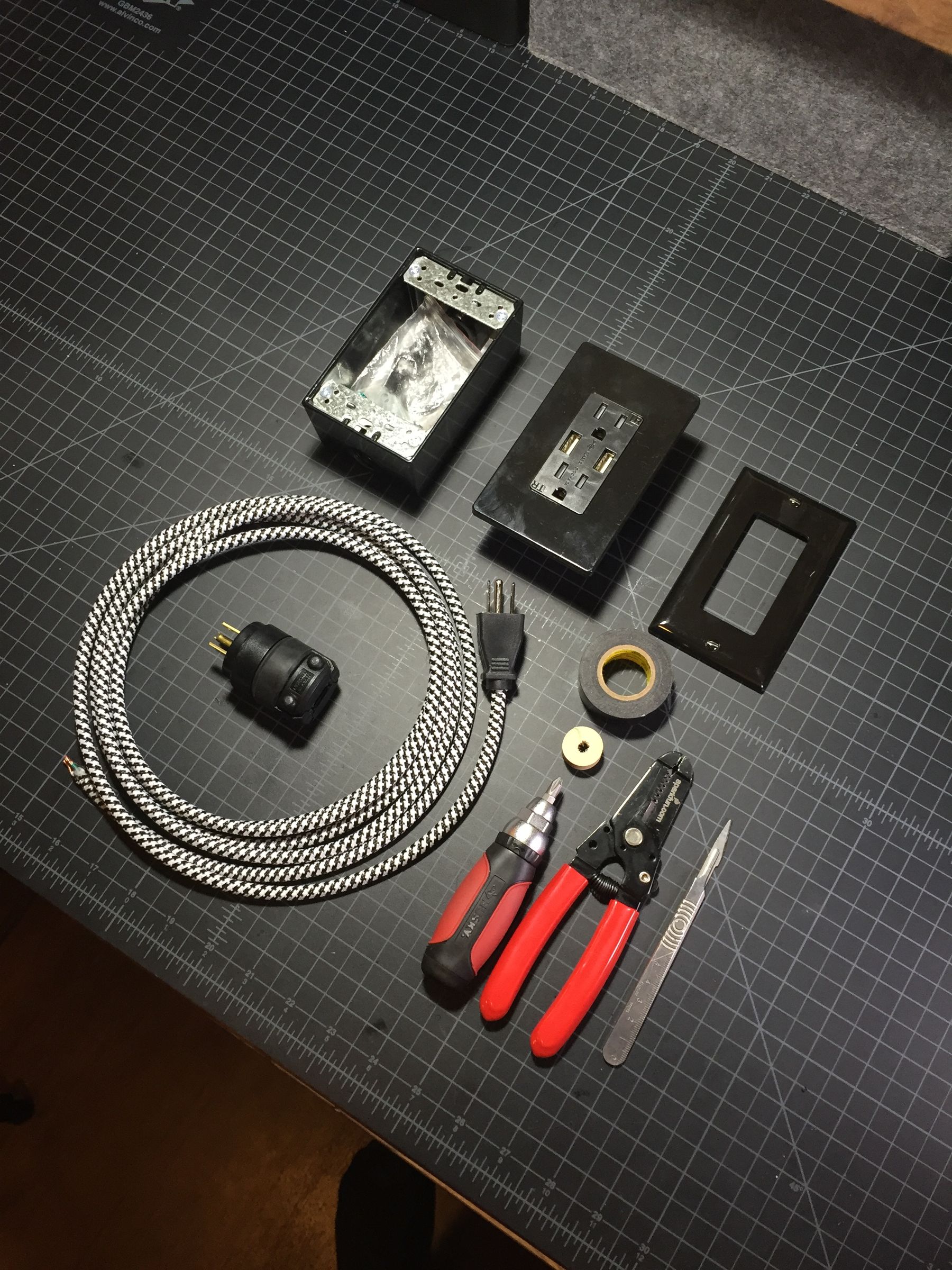 Modern Extension Cord With USB : 5 Steps (with Pictures) - Instructables