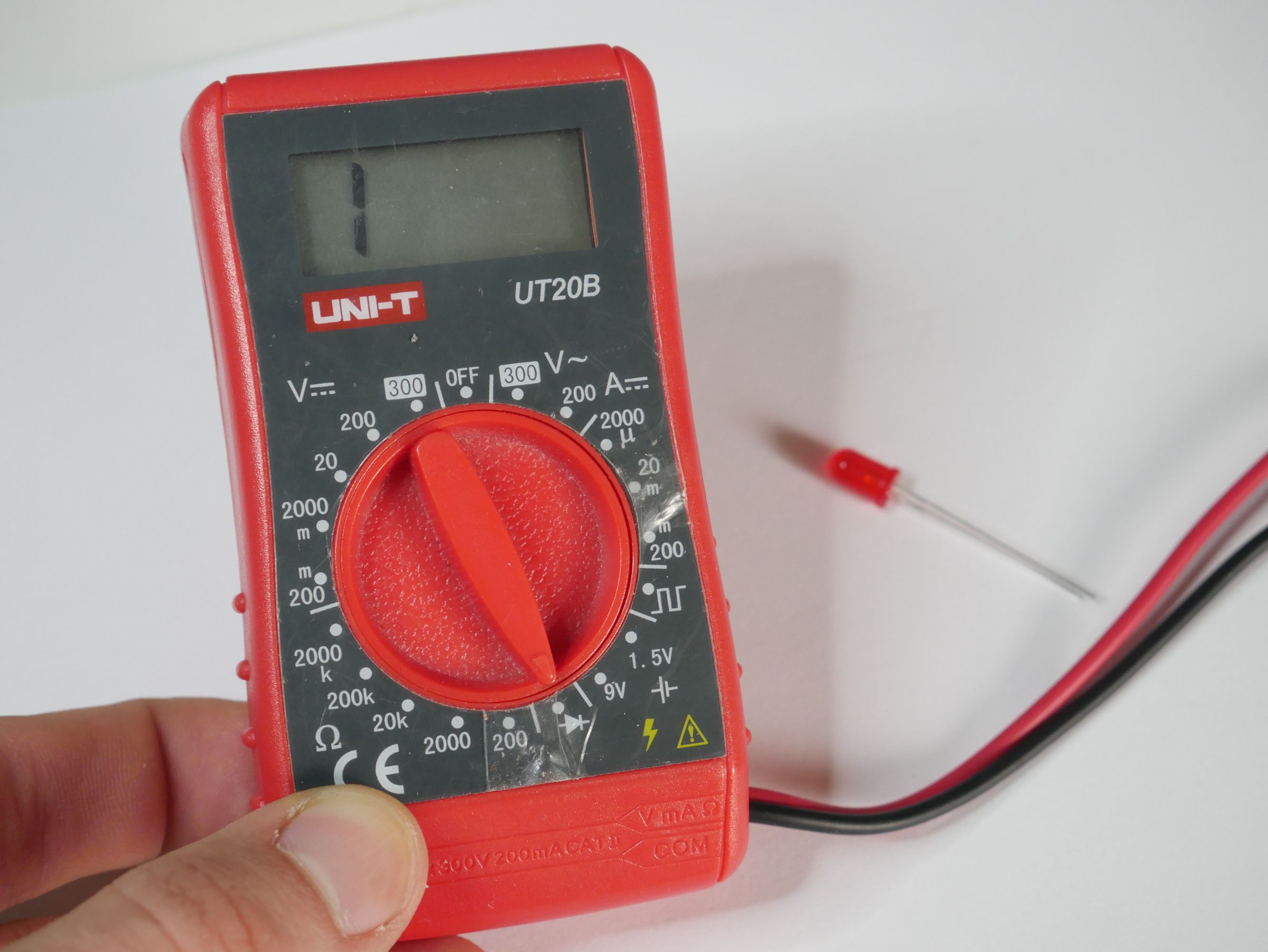 5 Simple Ways to Determine LED Polarity : 6 Steps (with Pictures ...