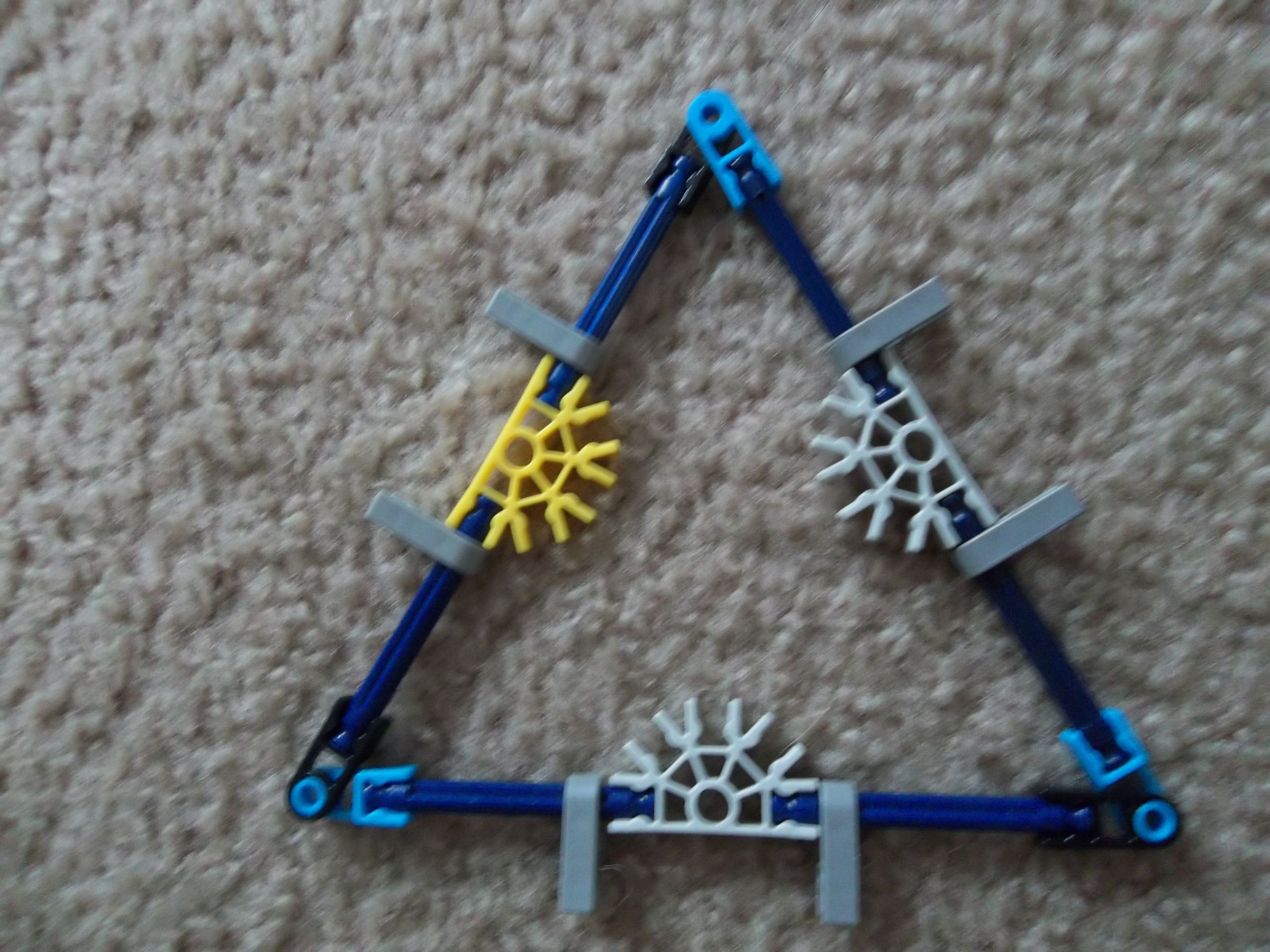 Easy Folding Tri-pod : 6 Steps (with Pictures) - Instructables